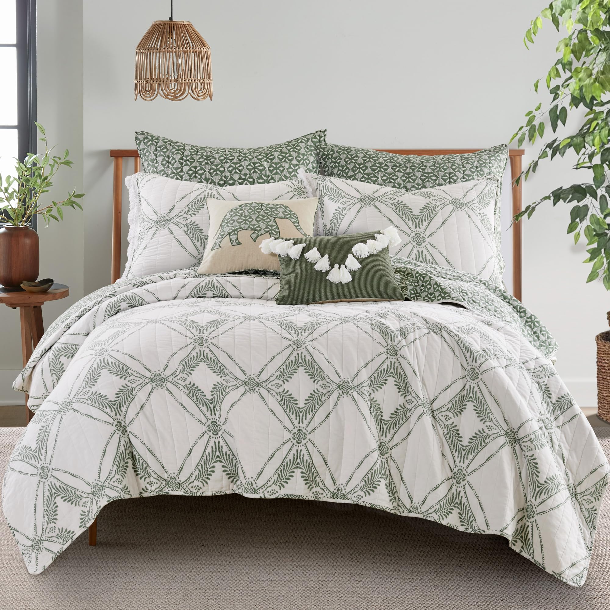 Amazon.com: Levtex Home - Kemala Sage Quilt Set - King Quilt and Two ...