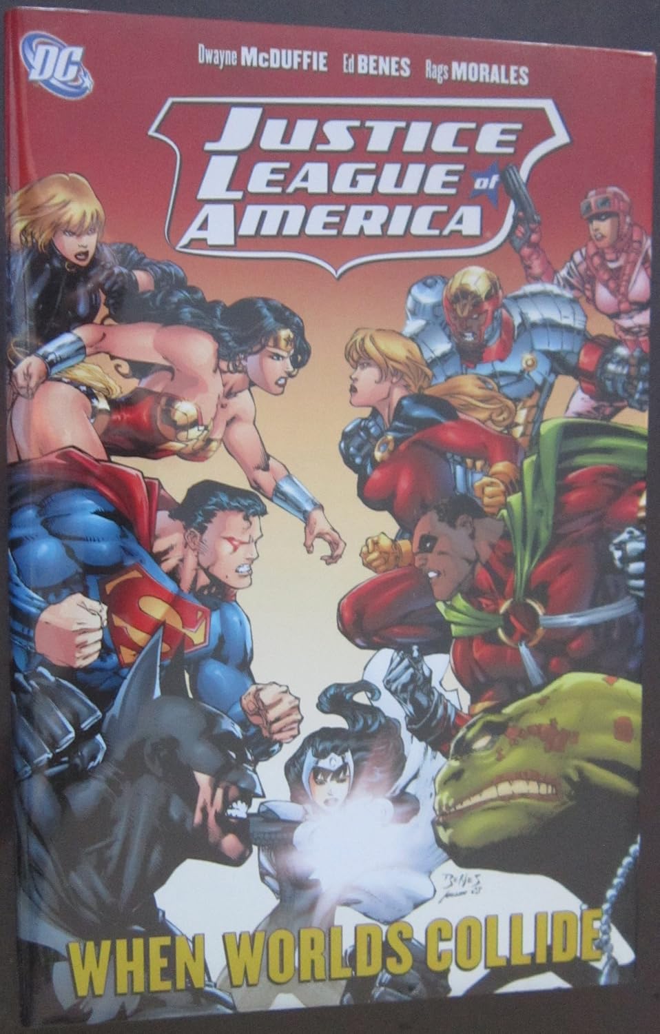Justice League of America: World's Collide HC : McDuffie, Dwayne, Benes ...