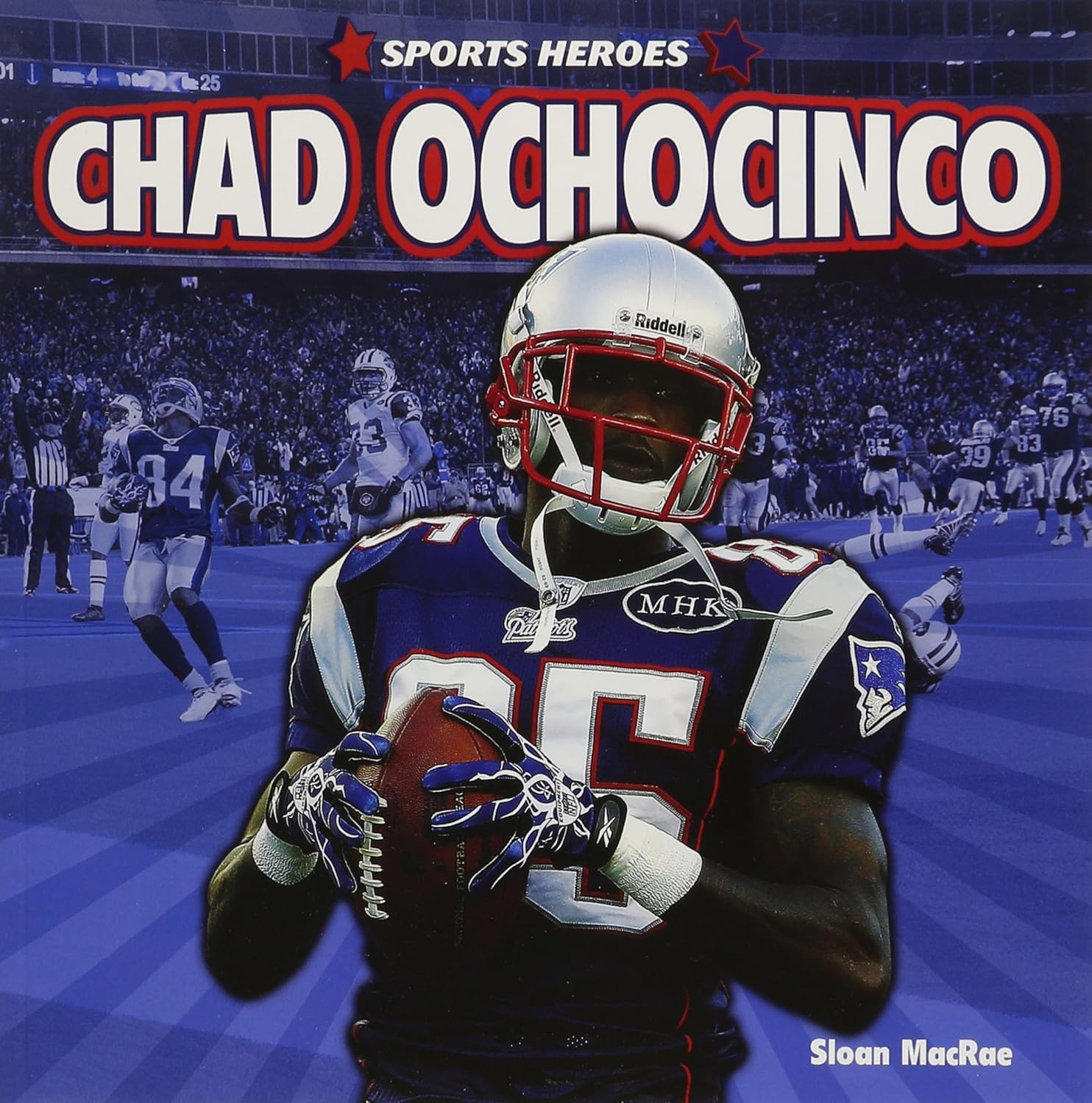 Chad Ochocinco (Sports Heroes): MacRae, Sloan: 9781448862825: Amazon ...