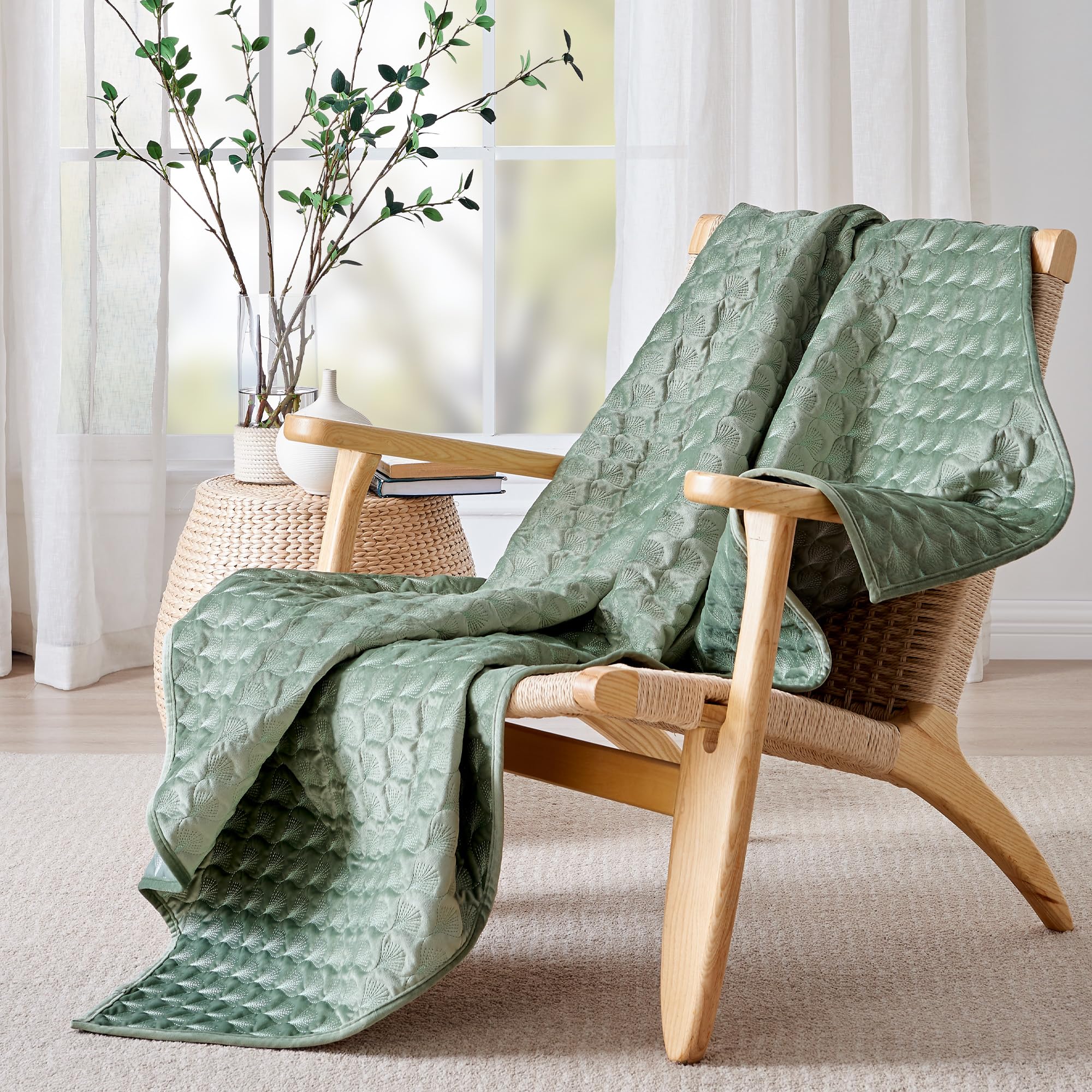 Amazon.com: Levtex Home - Merano Velvet - Throw - Contemporary Quilted ...