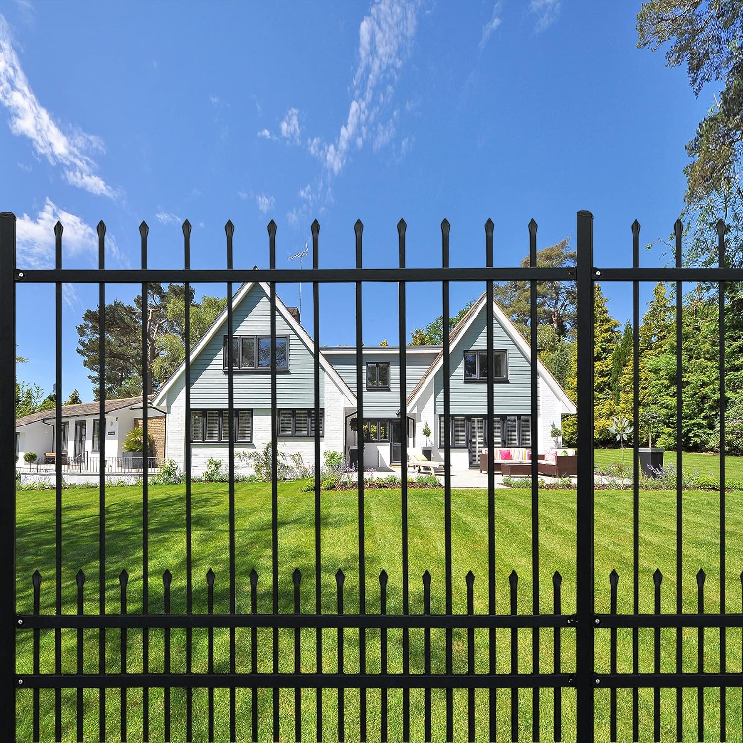 Amazon.com : Nuwovwo Metal Fence Panel with Dog Pickets Combo, 6ft H x ...