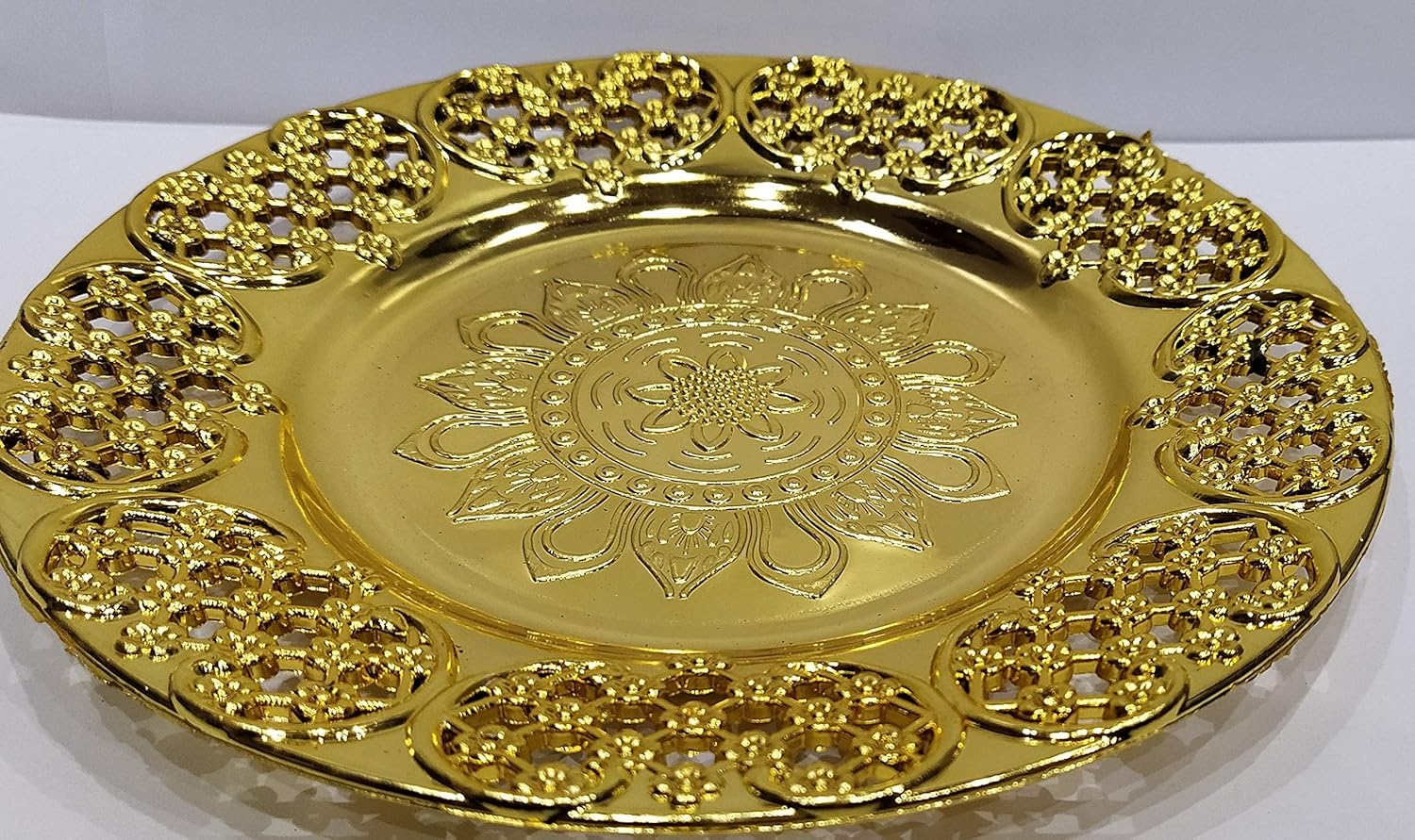 Circular Plate Small Round Fancy Golden and Silver (7.5 * 7.5 * 1.5 ...