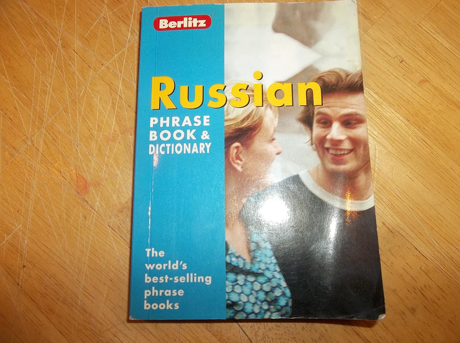 Berlitz Russian Phrase Book & Dictionary (Berlitz Phrase Book) (English ...
