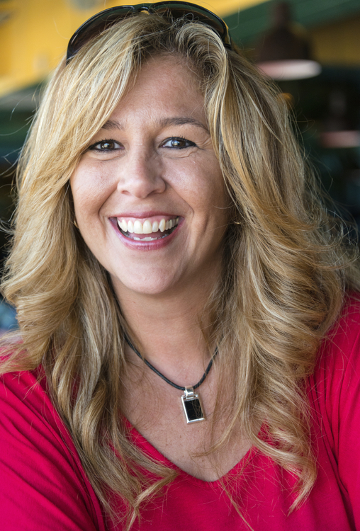 Amazon.com: Alice Richards: books, biography, latest update