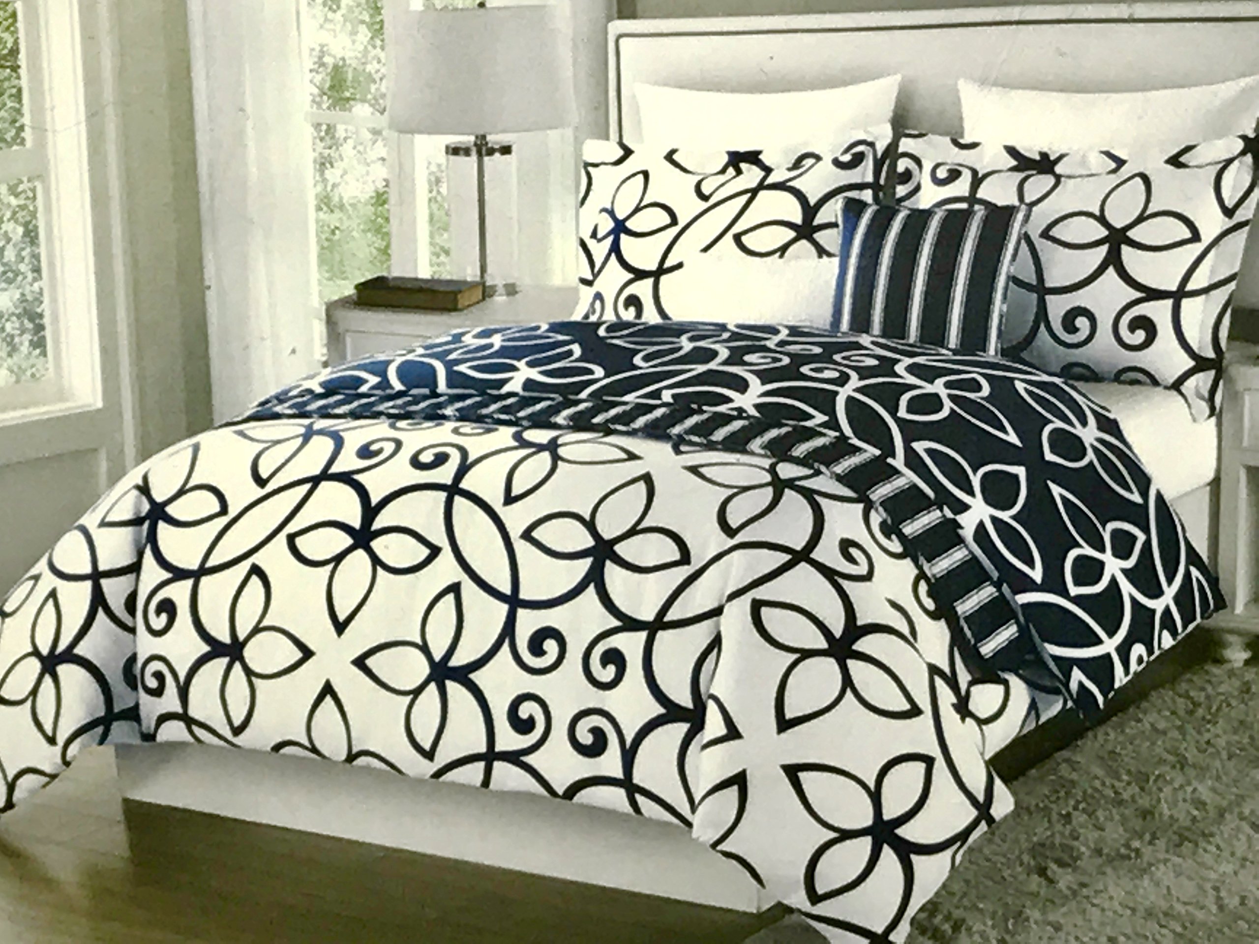 Max Studio Bedding Sets
