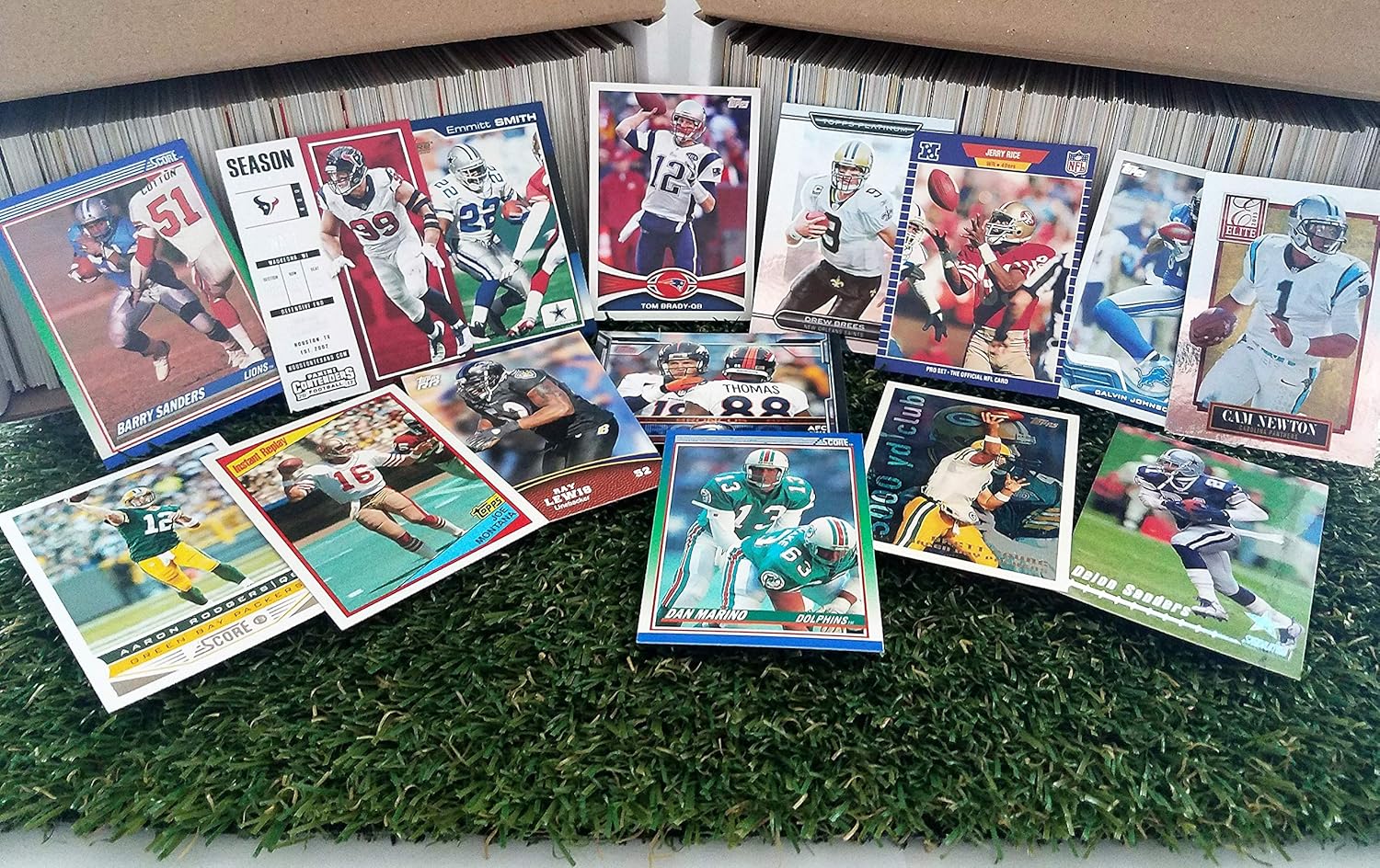 Football Cards- (900) Card Super Jumbo lot of Football Cards Starter ...