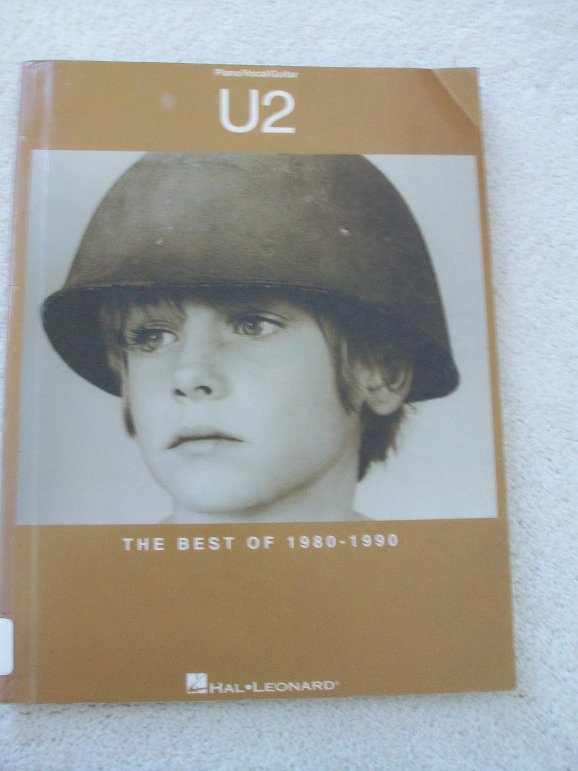 U2 - The Best of 1980-1990: U2: 9780634086373: Amazon.com: Books