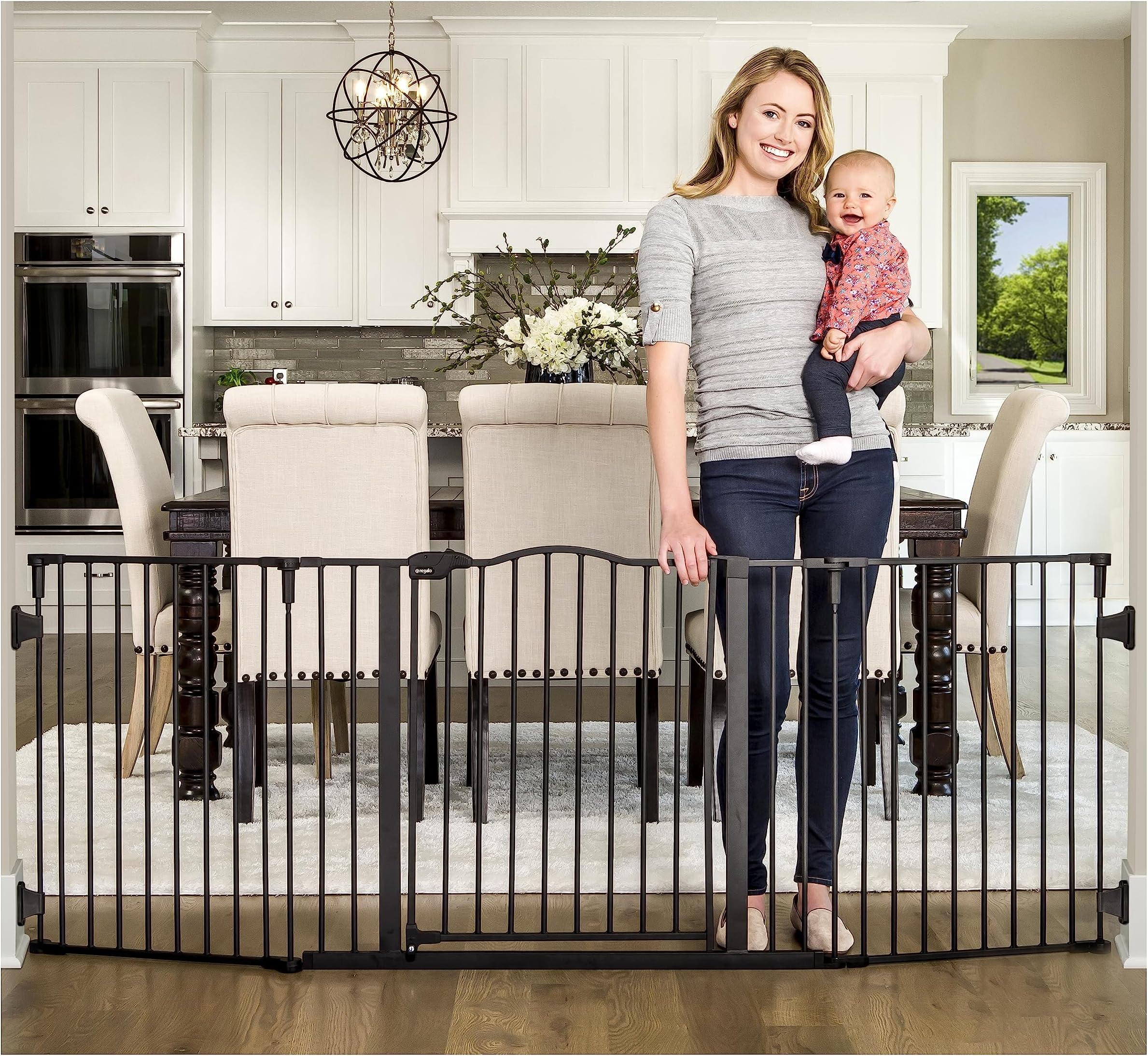 Amazon.com: Regalo Plastic 192-Inch Super Wide Adjustable Baby Gate and ...
