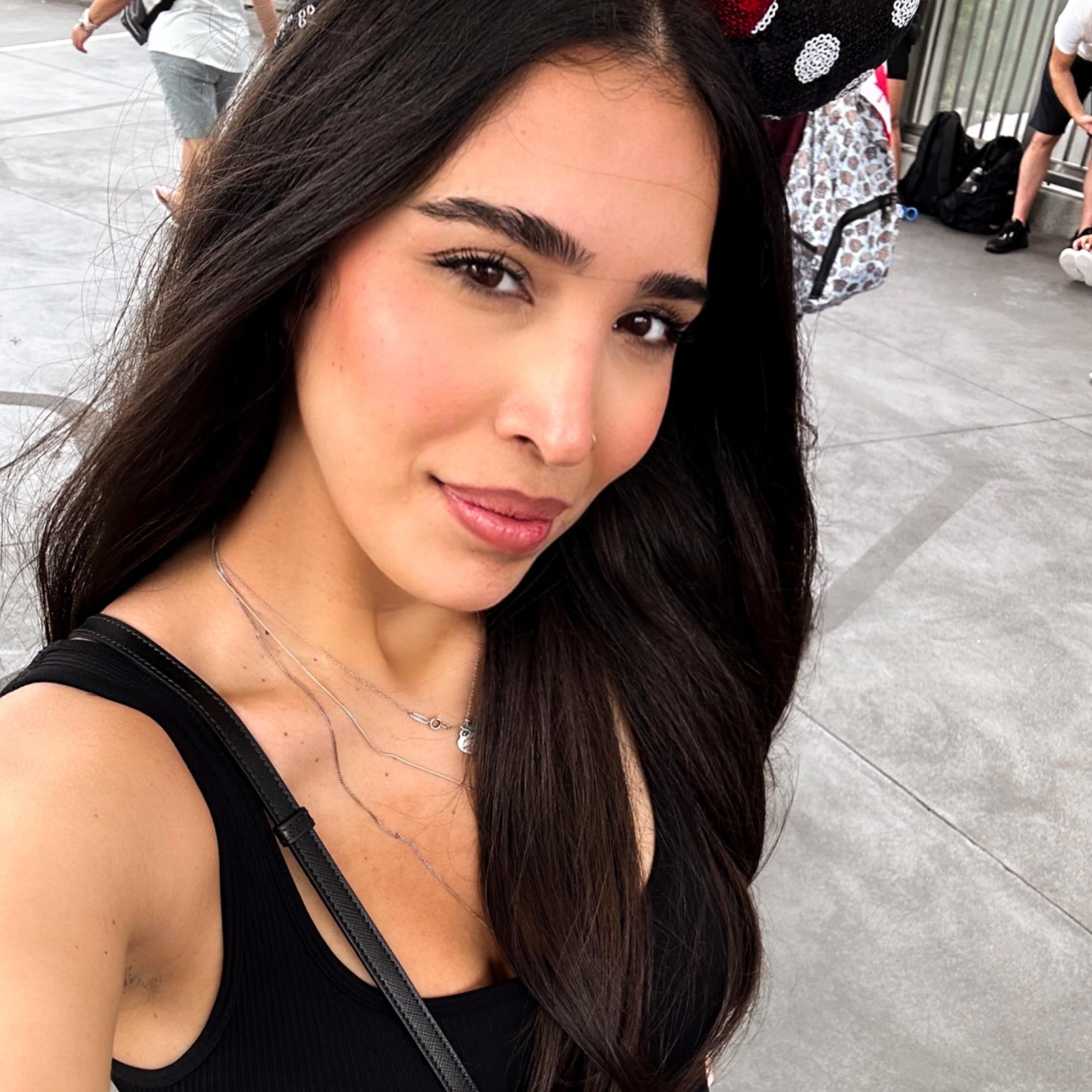 Bruna Luiza's Amazon Page