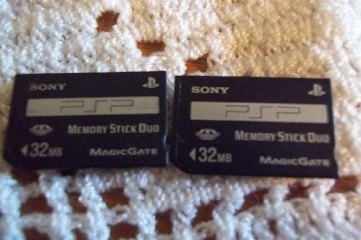 Sony PSP Portable Memory Stick Duo 32mb: Carte Memoire: Video Games - Amazon.ca