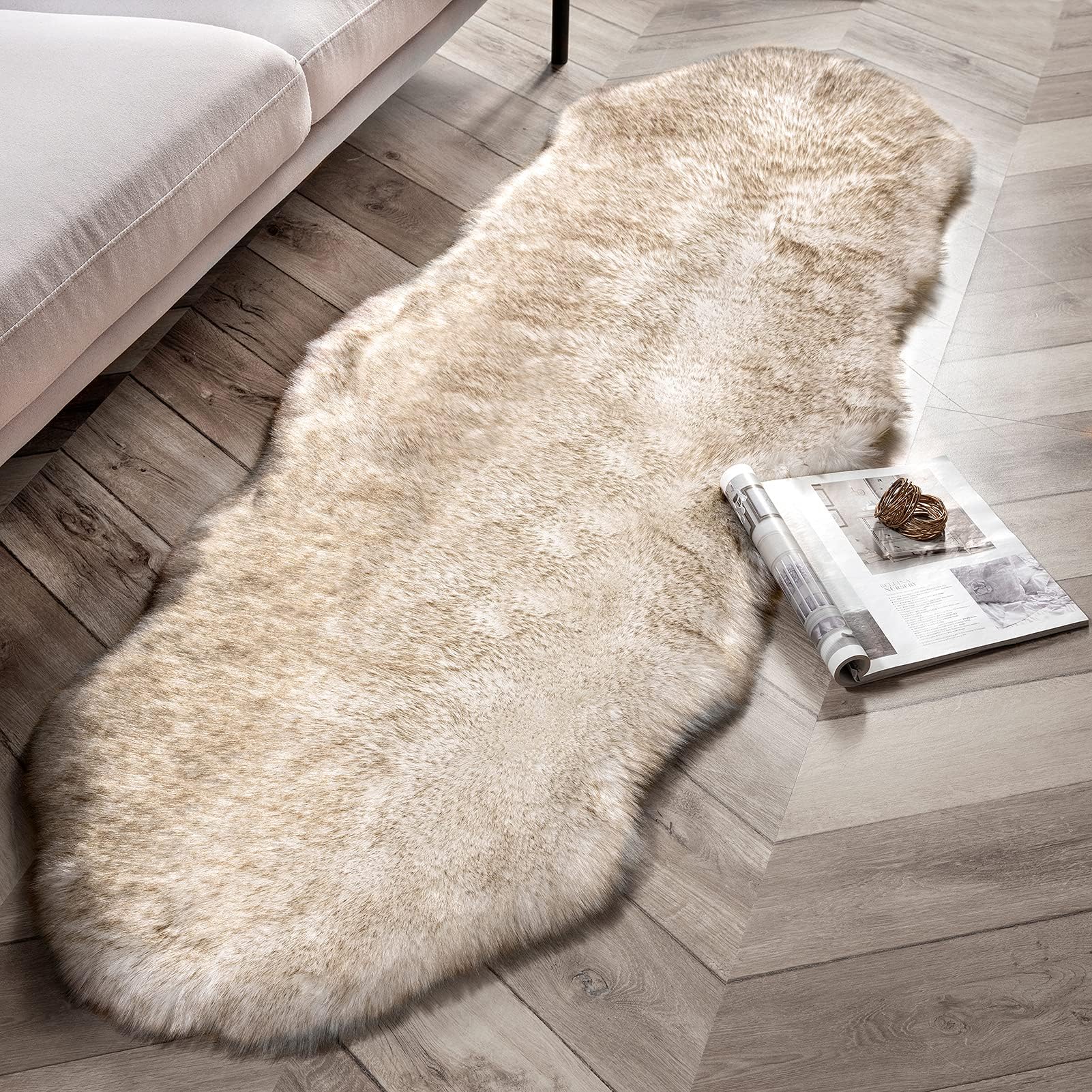 Amazon.com: EasyJoy Ultra Soft Fluffy/Fuzzy Shaggy Area Rug Faux Fur ...