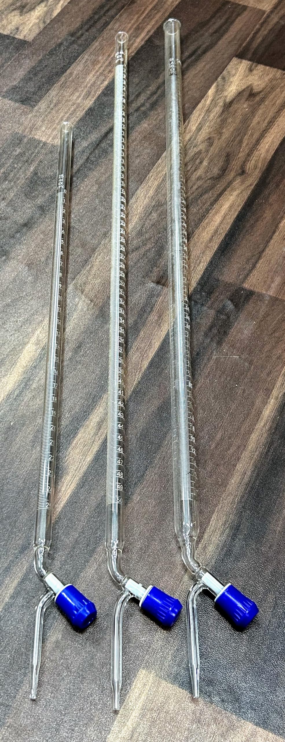 Buy DT Science House Borosilicate glass burette 25ml,50ml,100ml ...