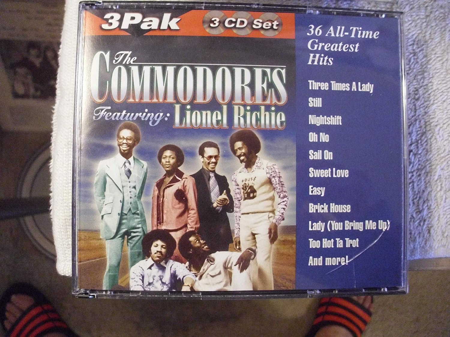 36 All Time Greatest Hits by : Amazon.co.uk: CDs & Vinyl
