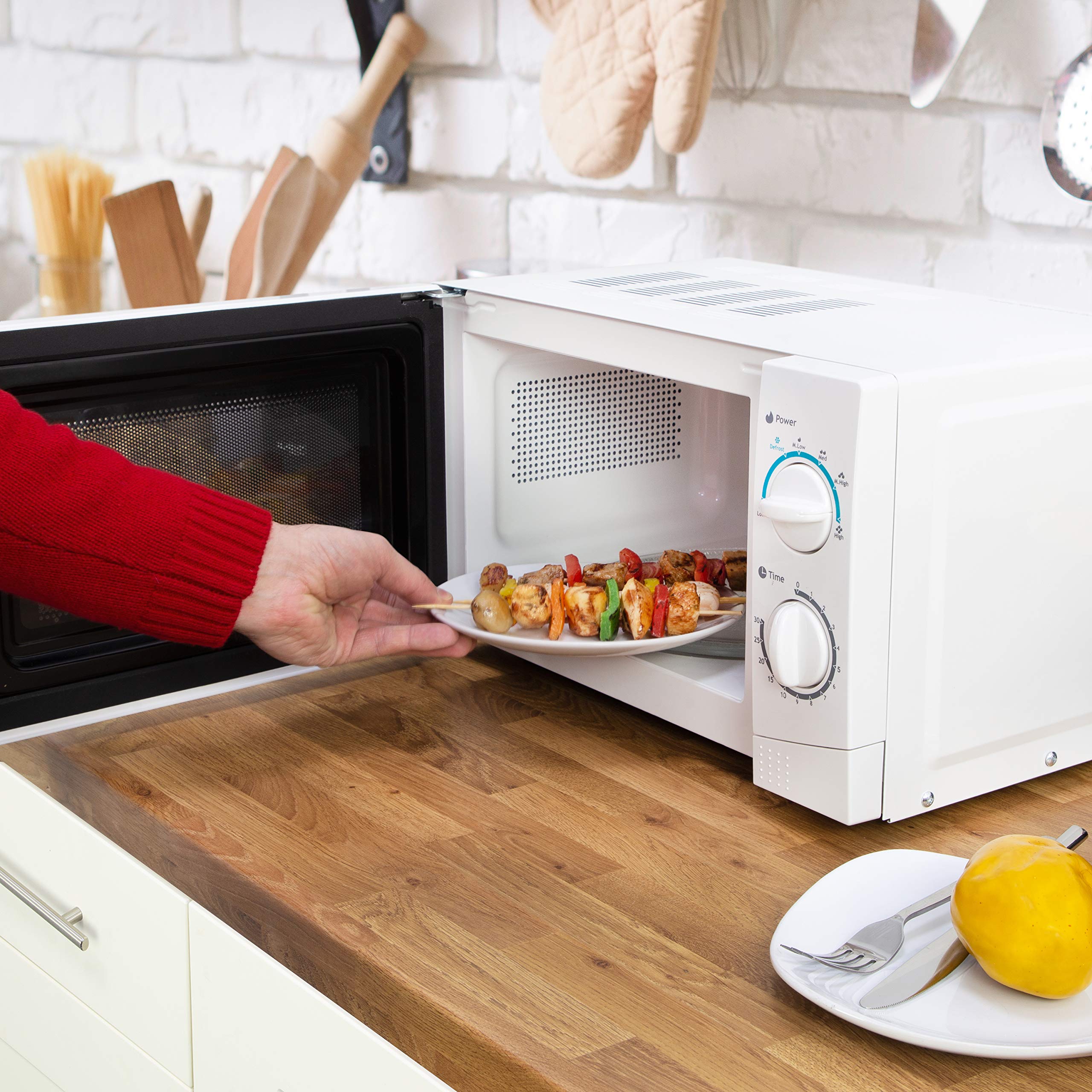 Quest 20 Litre Digital Microwave Tj Hughes