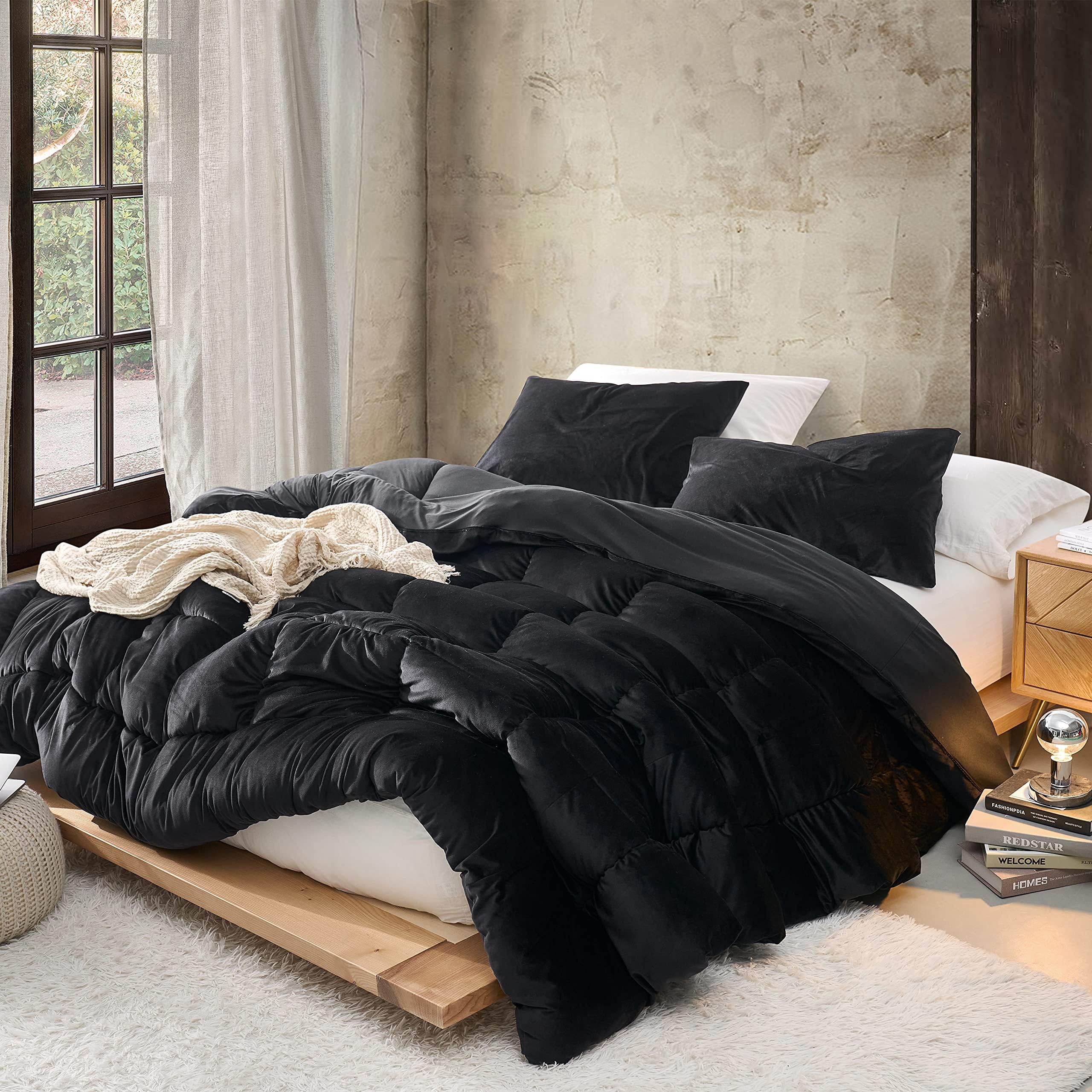 Amazon.com: Byourbed Black Bear - Coma Inducer® Full Comforter : Home ...