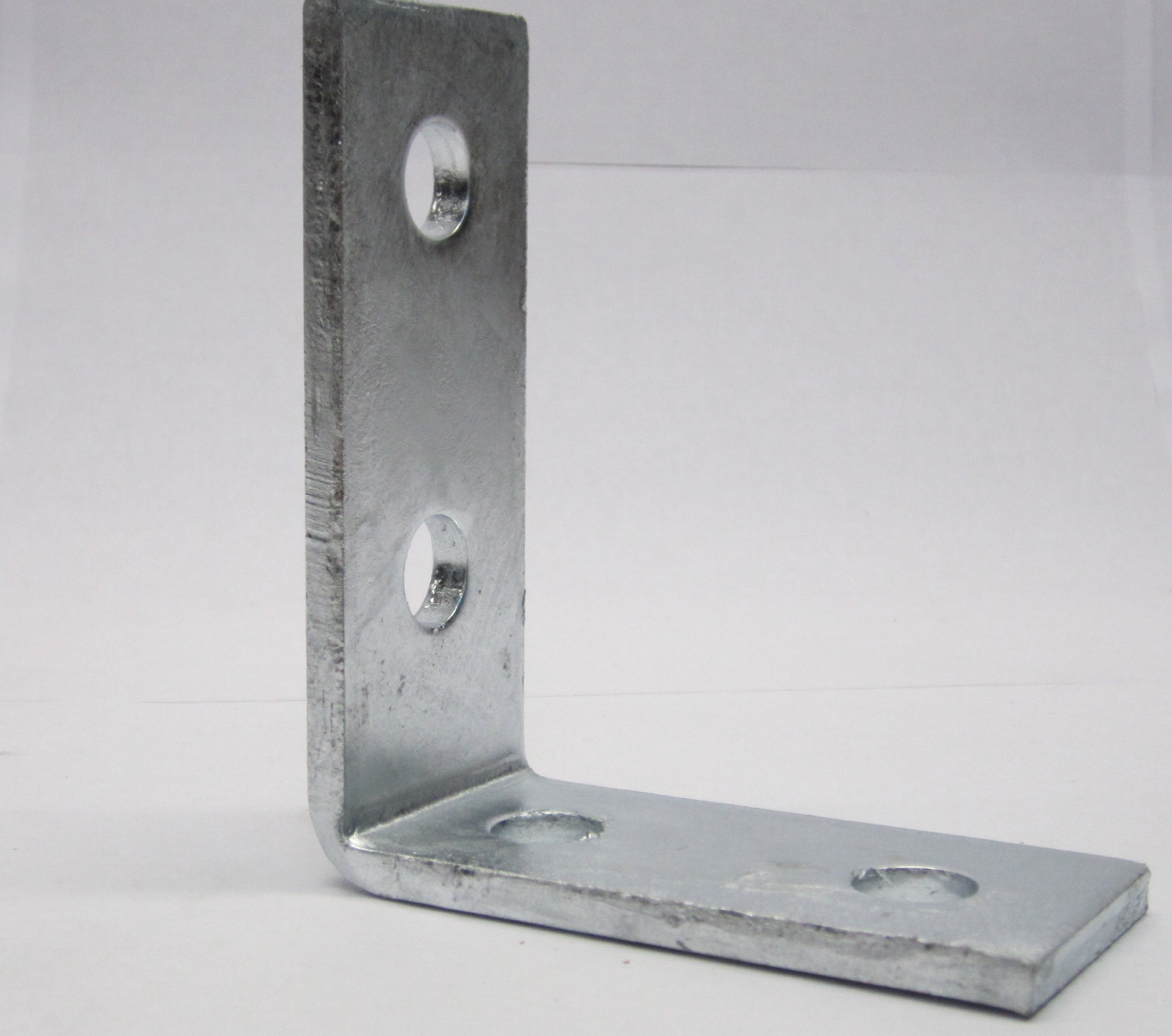 Superstrut 2hole 90 Degree Angle Strut Bracket Silver Galvanized
