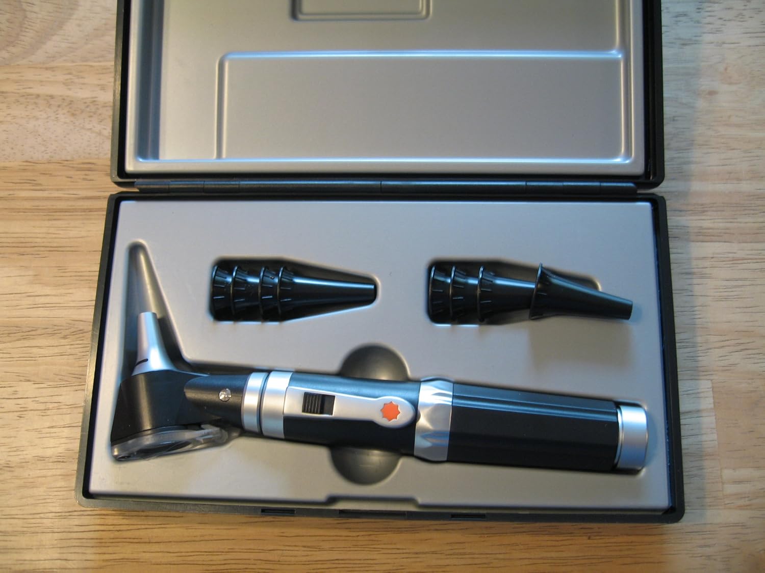 Amazon.com: Fiber Optic Otoscope with Zenon Halogen Lighting ...
