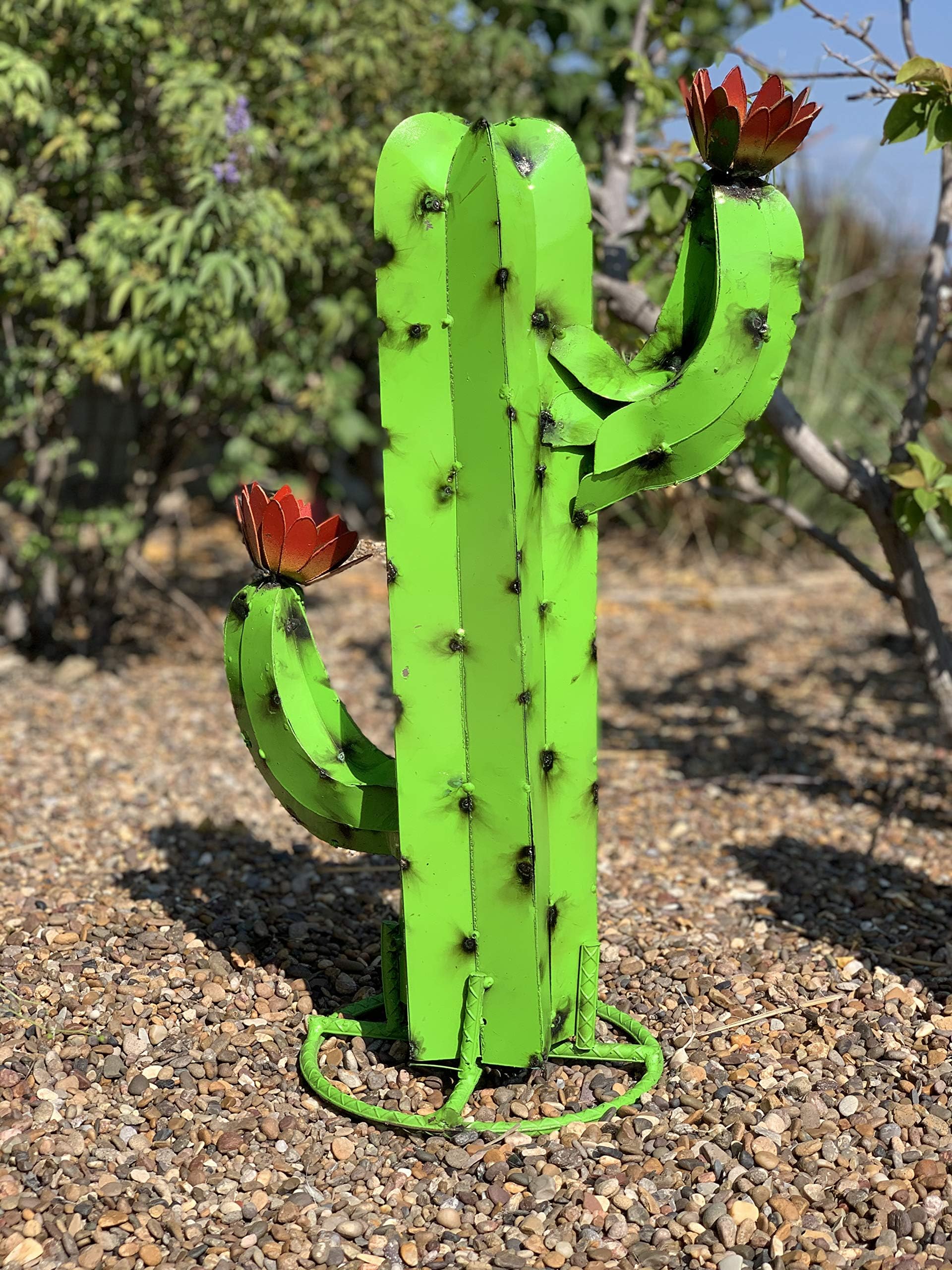 Amazon.com : Metal Saguaro Cactus - Garden Art, Home Decor, Patio Metal ...