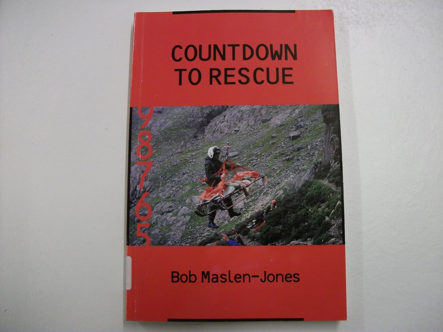 Countdown to Rescue: Maslen-Jones, Bob: 9780948153228: Amazon.com: Books