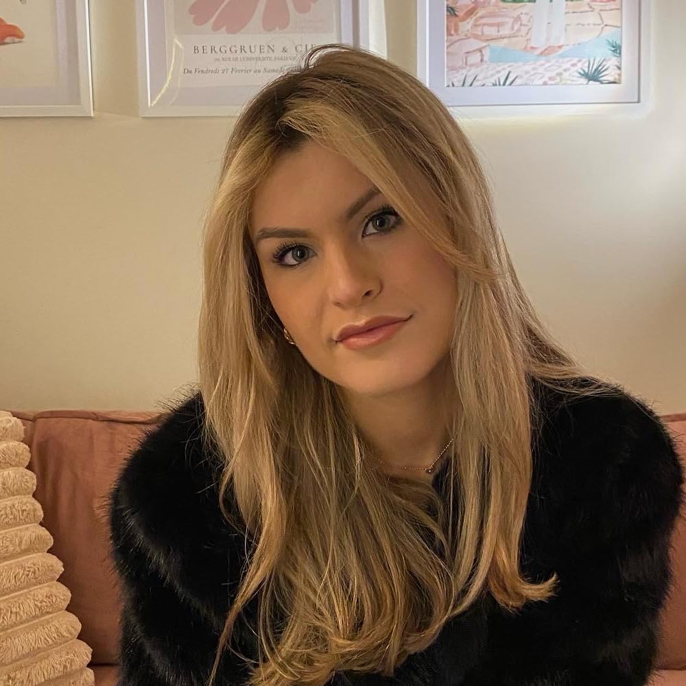 Chloe M.'s Amazon Page