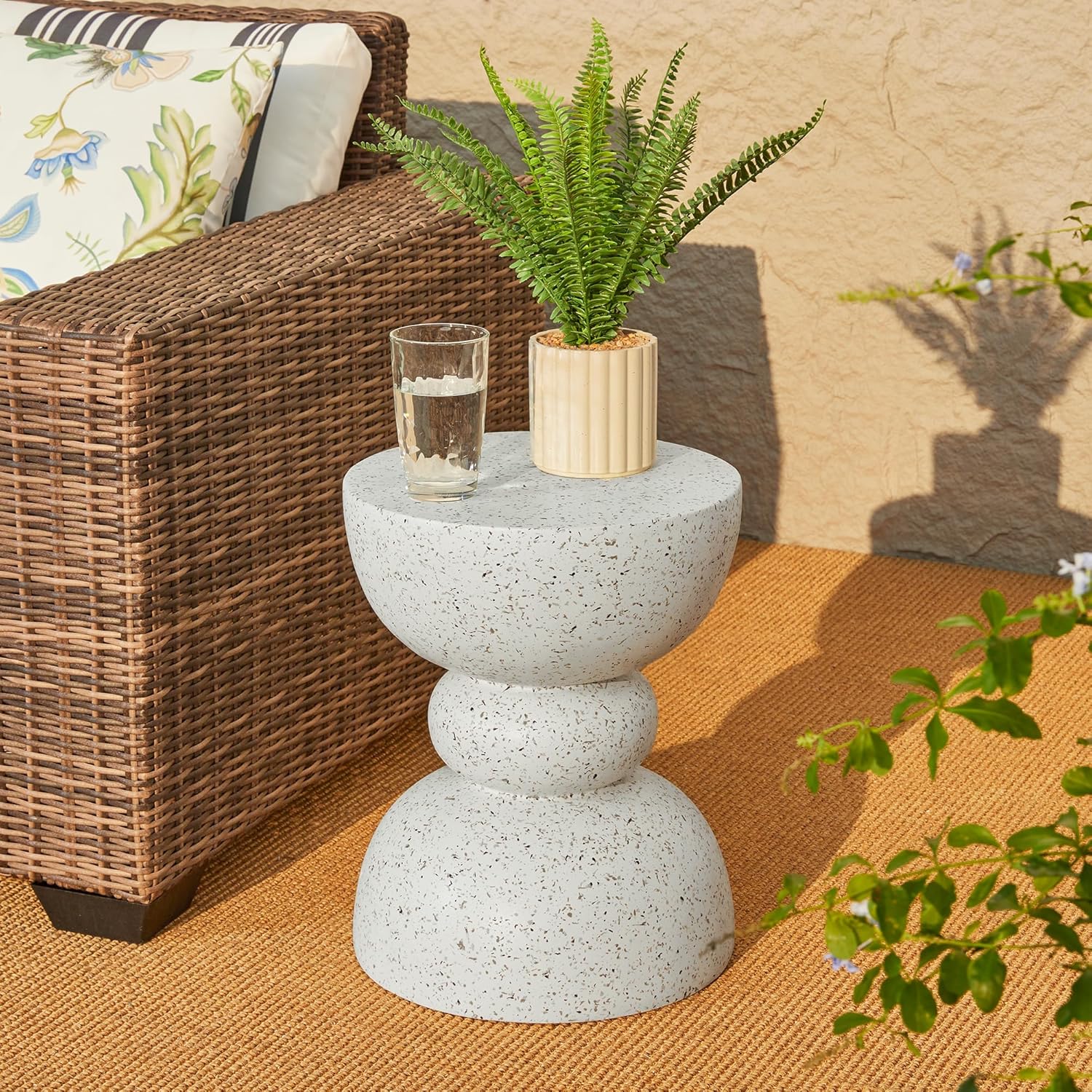 Amazon.com: Glitzhome Outdoor Side Tables for Patio, 17.25" H Round ...