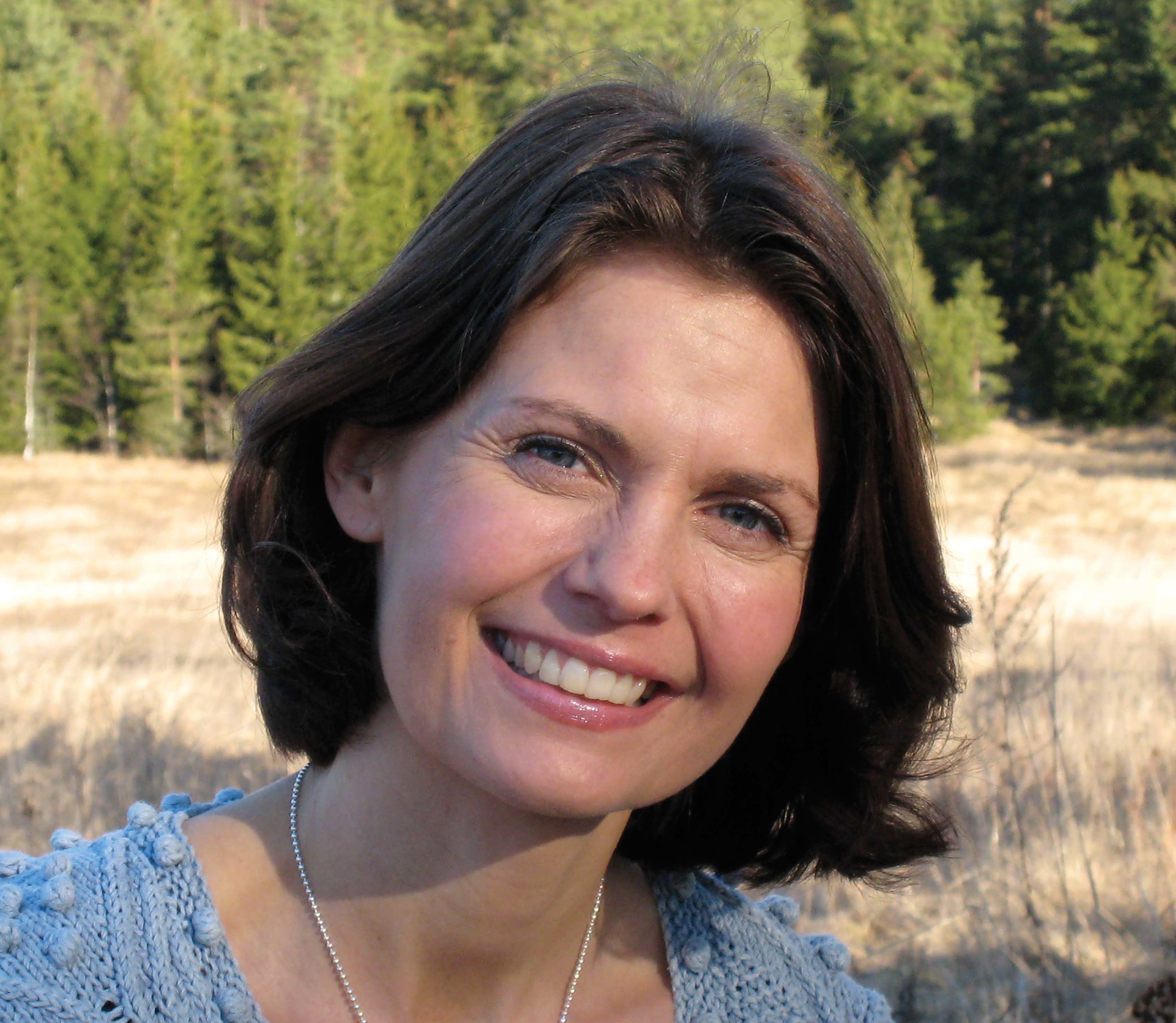 Amazon.co.uk: Cissi Williams: books, biography, latest update