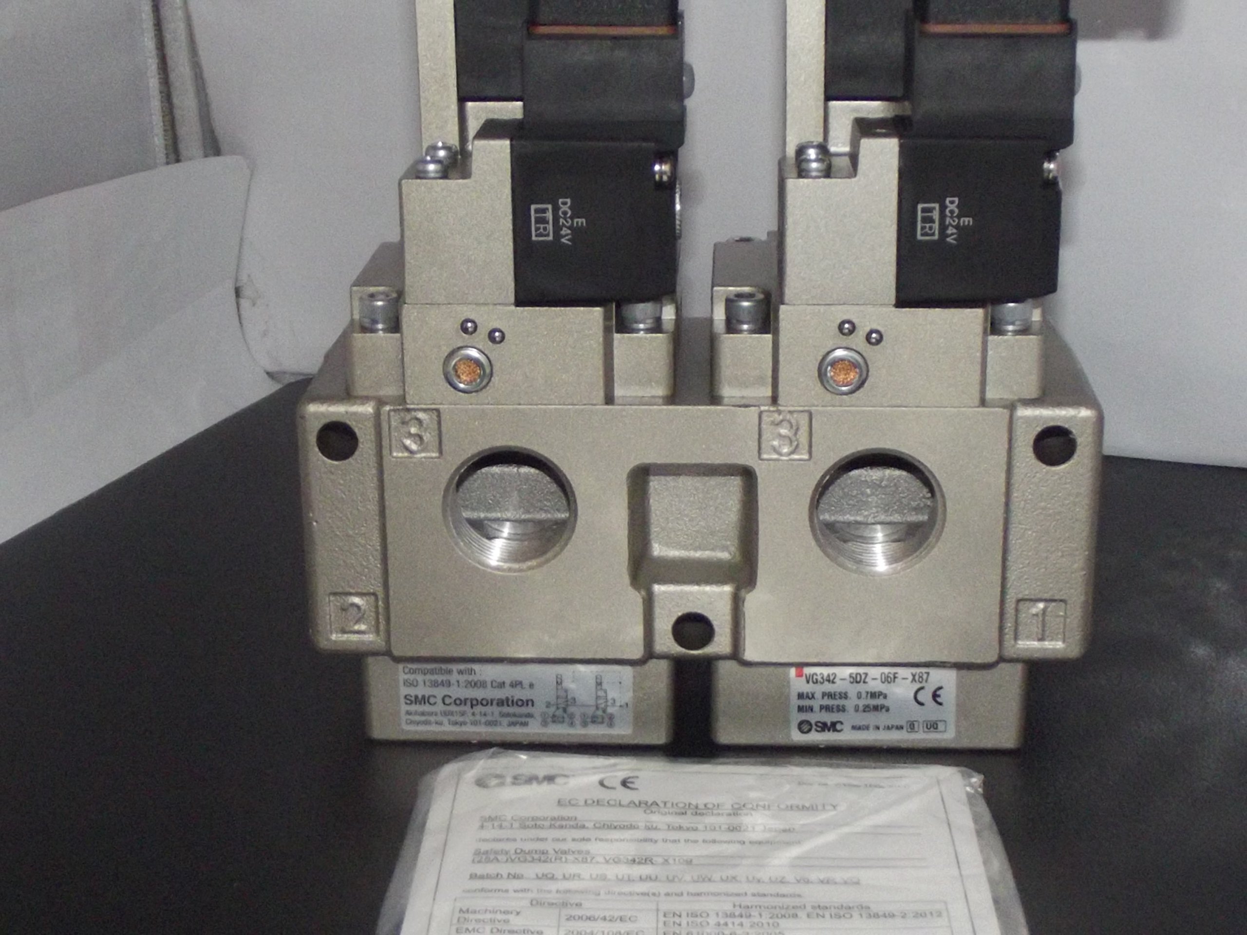 Buy SMC VG342-5DZ-06F Pneumatic Safety Venting Control Valve 24dc ...