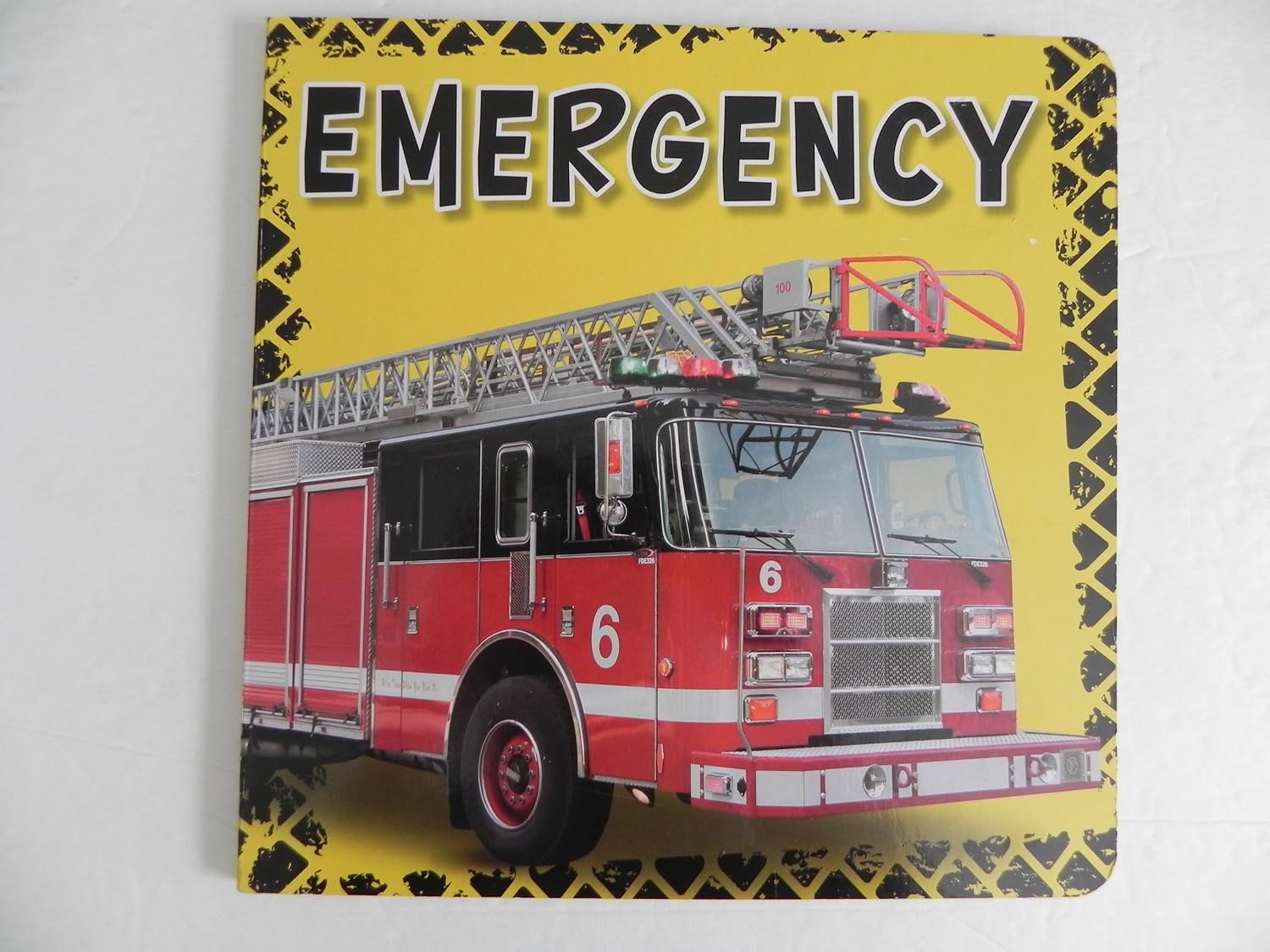 Emergency Vehicles Large Board Book: Castle Street Press: 9781780658926 ...