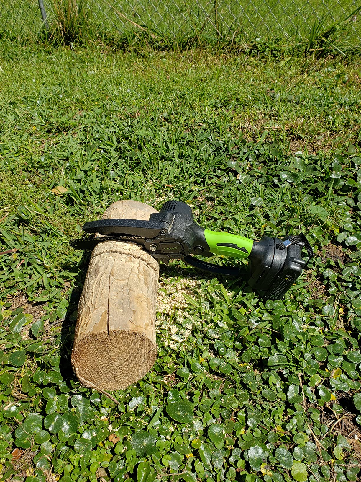 $9/mo - Finance V-MODEST Mini Chainsaw Cordless 6 in. with Automatic ...