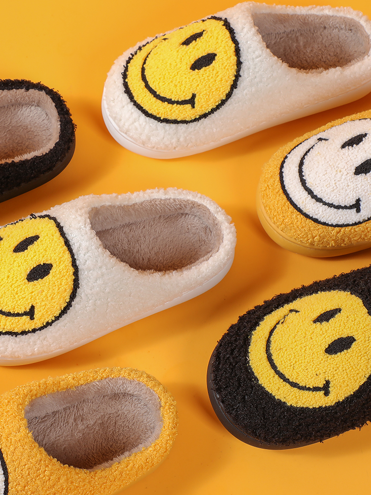 Watch smiley face slippers for women on Amazon Live