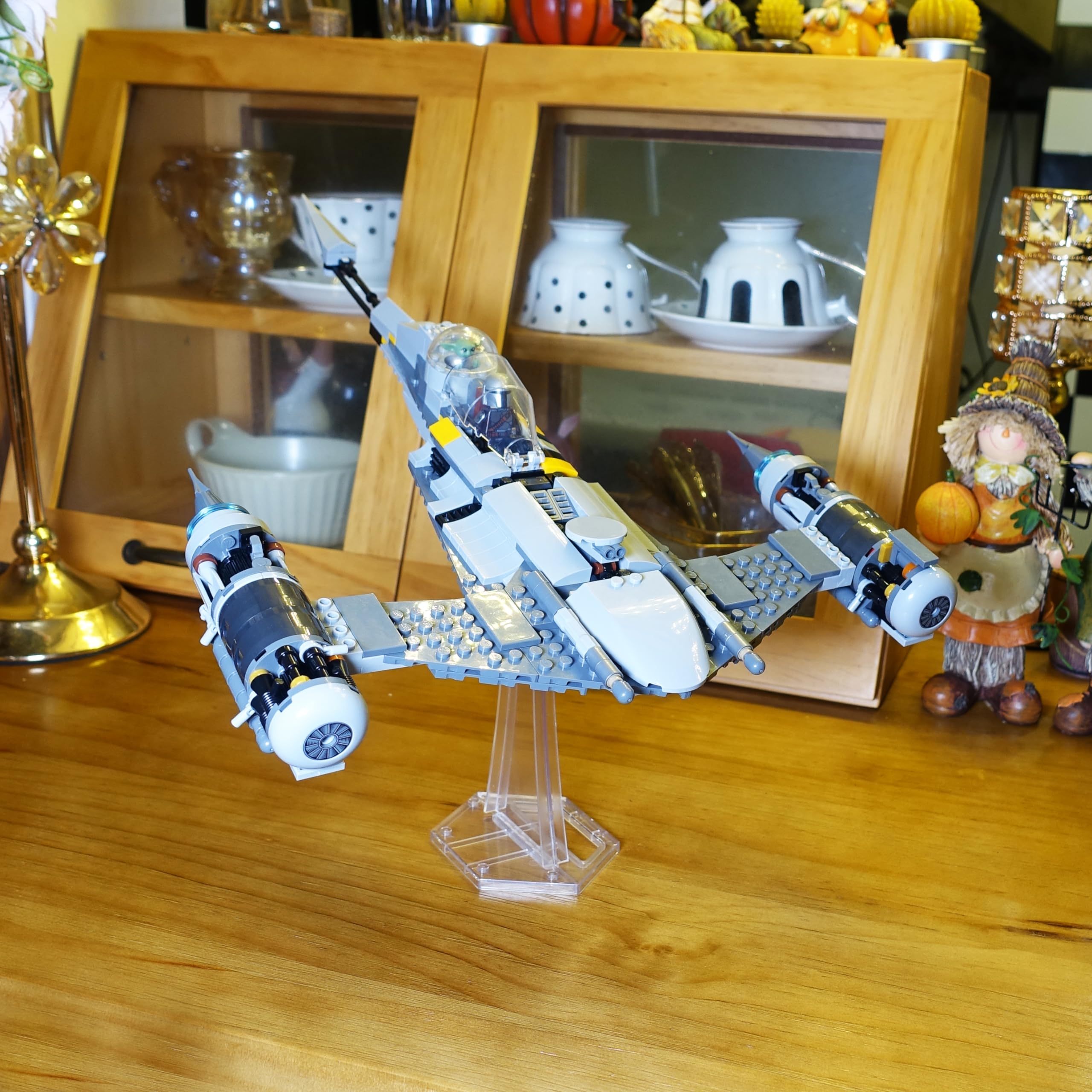 Poe Dameron's X-wing Fighter LEGO (R) Complete Sets & Packs Angled ...