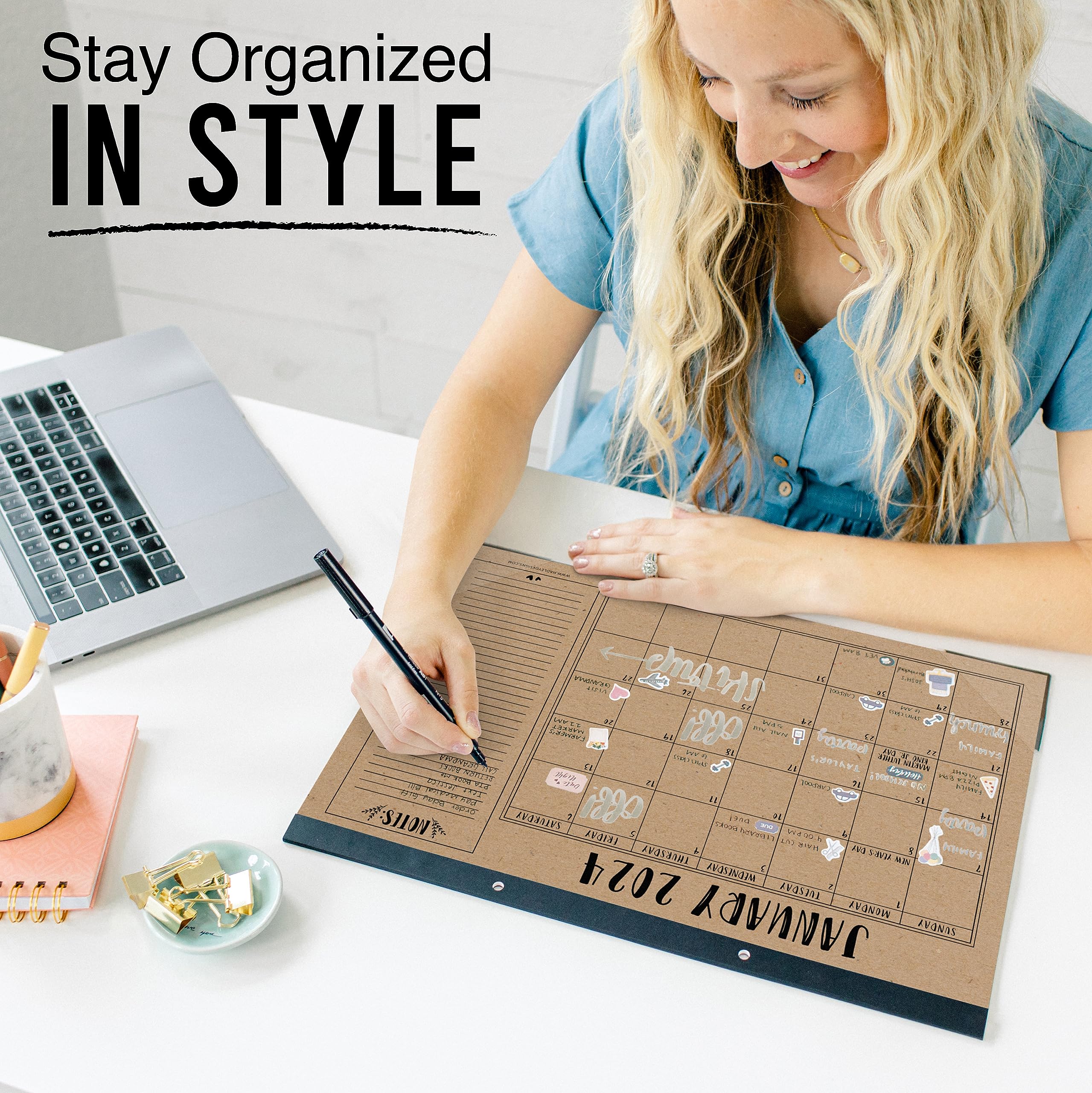 Snapklik.com : Hadley Designs Rustic Large Desk Calendar 2024-2025 ...