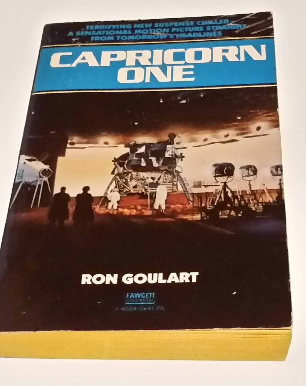 CAPRICORN ONE: Goulart, Ron: 9780449140246: Amazon.com: Books