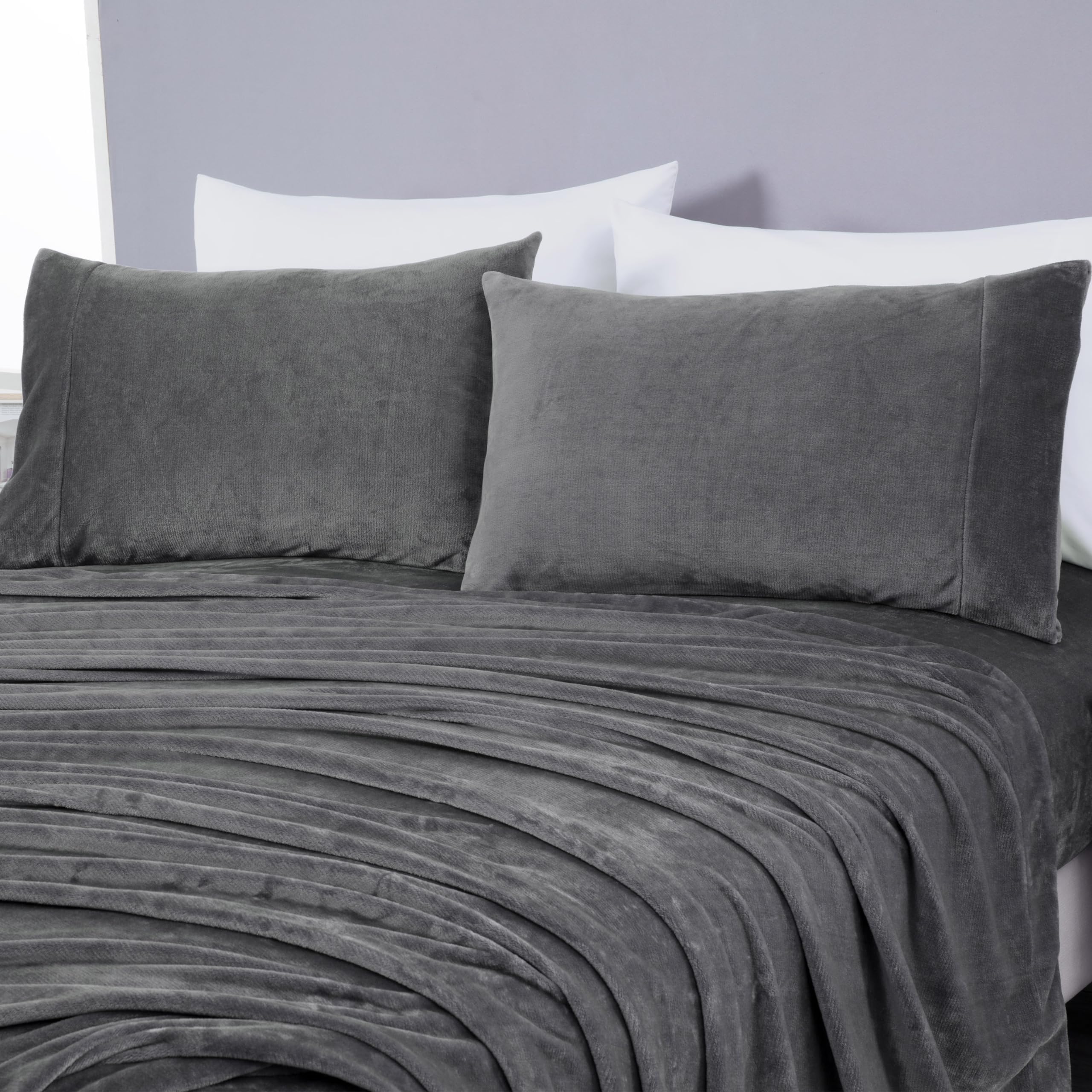 Amazon.com: Chezmoi Collection Extra Soft Fleece Sheet Set Queen ...