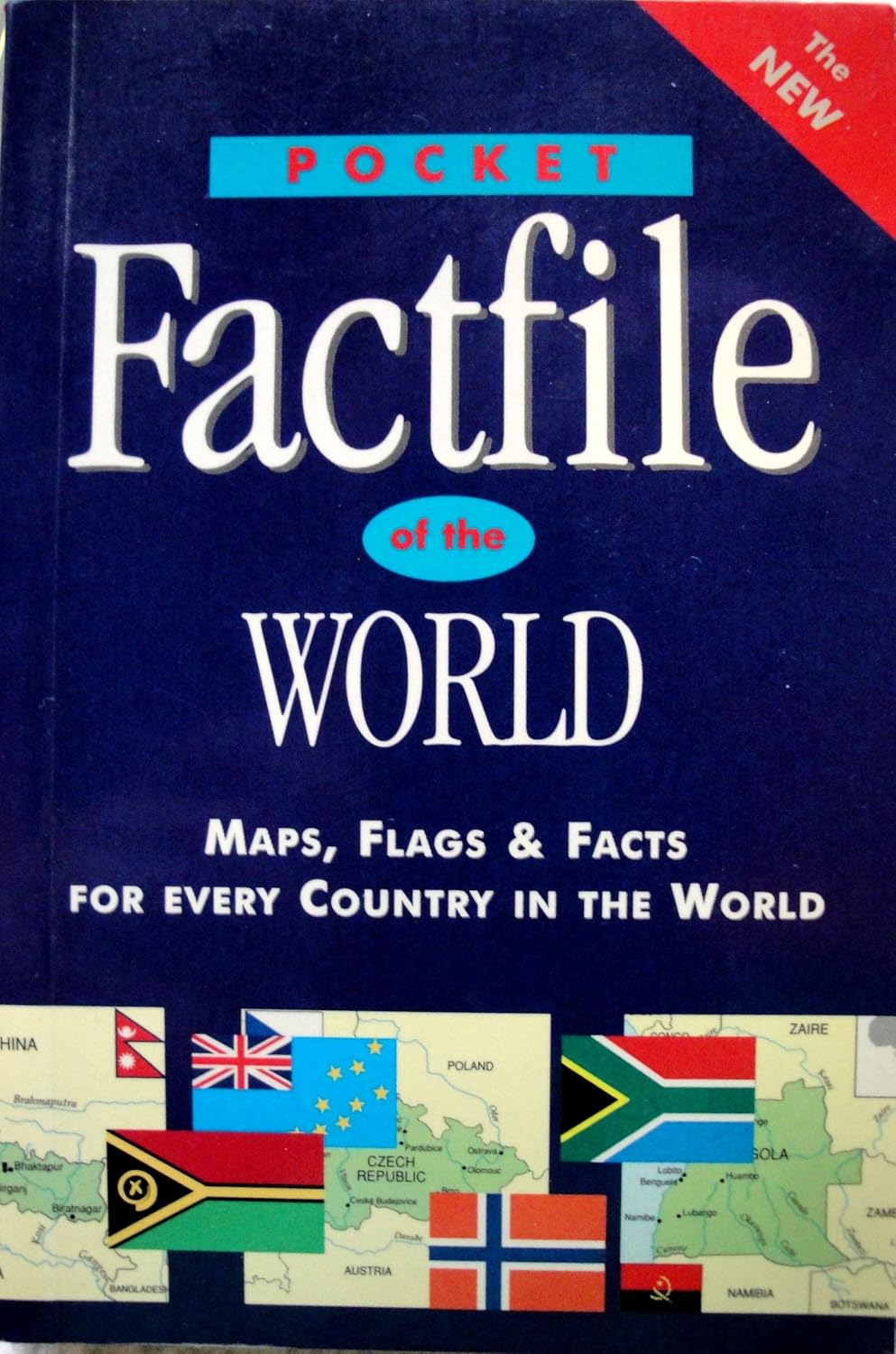 Pocket Factfile of the World: Gold, Fiona: 9781871869705: Amazon.com: Books