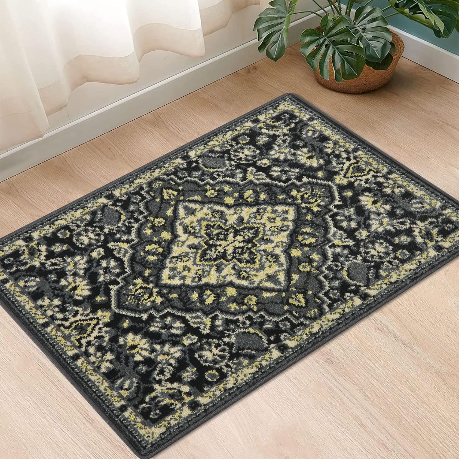 Amazon.com: GAOMON 2x3 Small Area Rug Medallion Collection Area Rug Non ...
