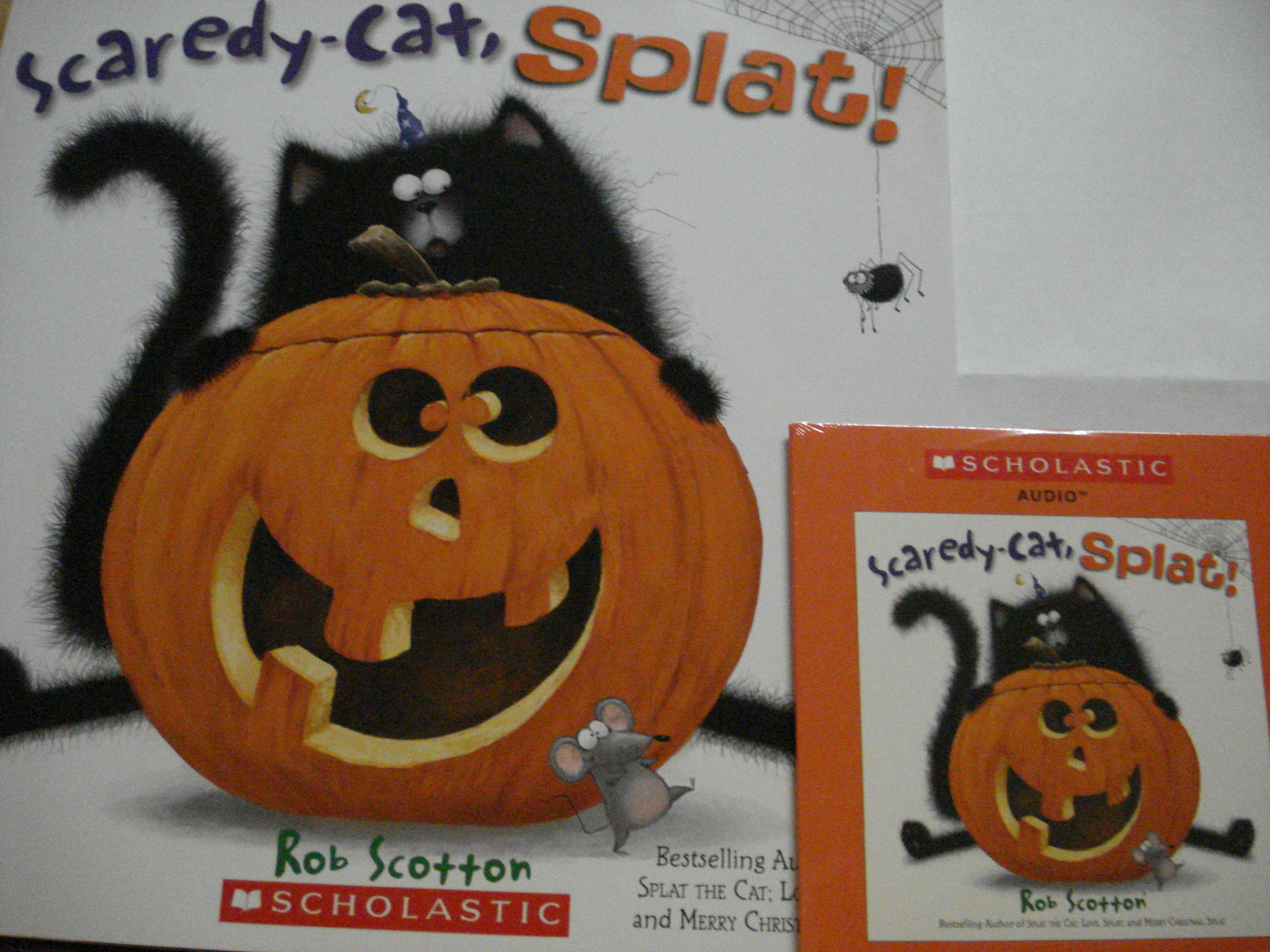 Scaredy-Cat, Splat! Book & Audio CD: Rob Scotton: 9780545390774: Amazon ...