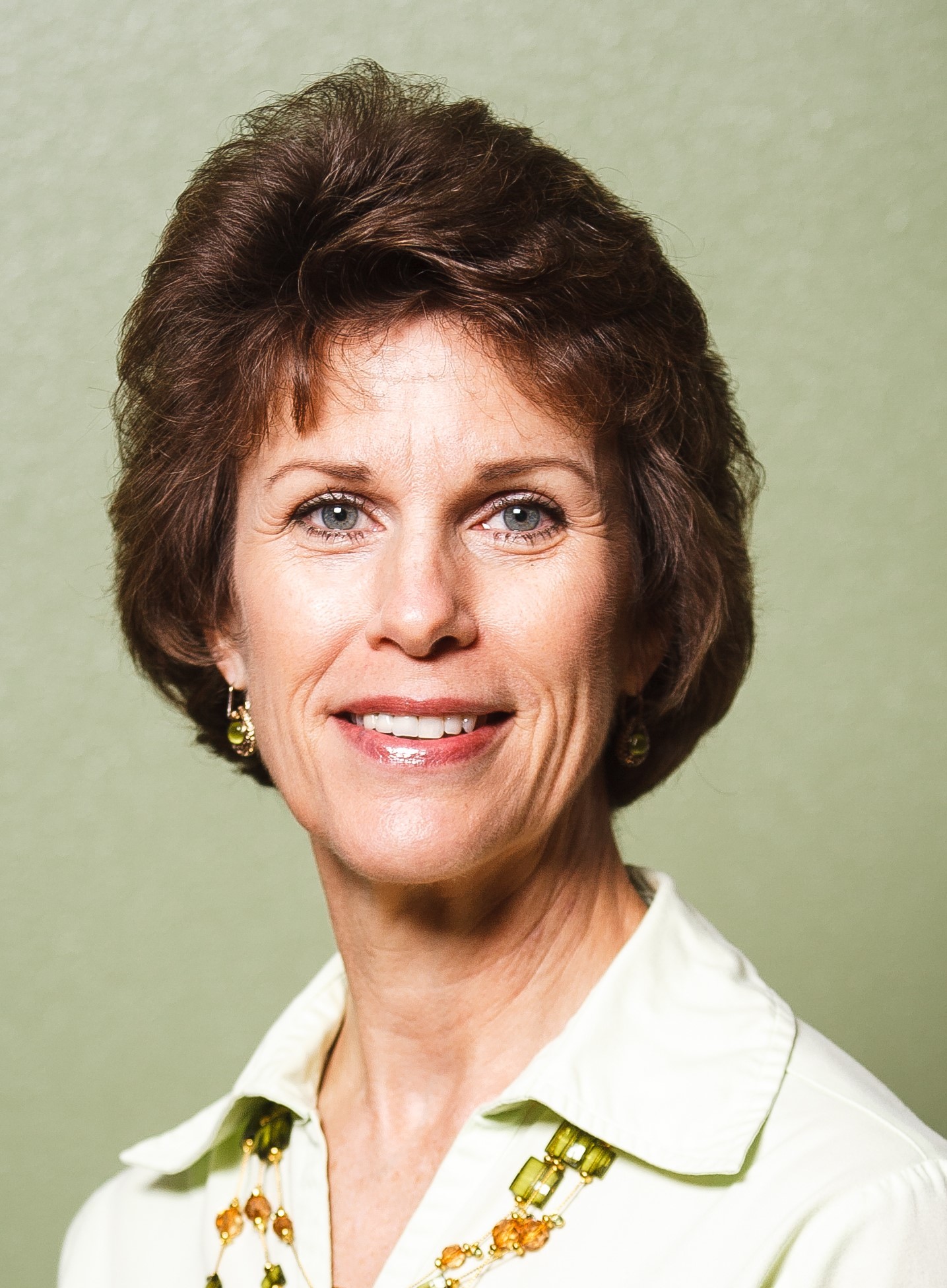 Amazon.com: Kelly Lutman: books, biography, latest update
