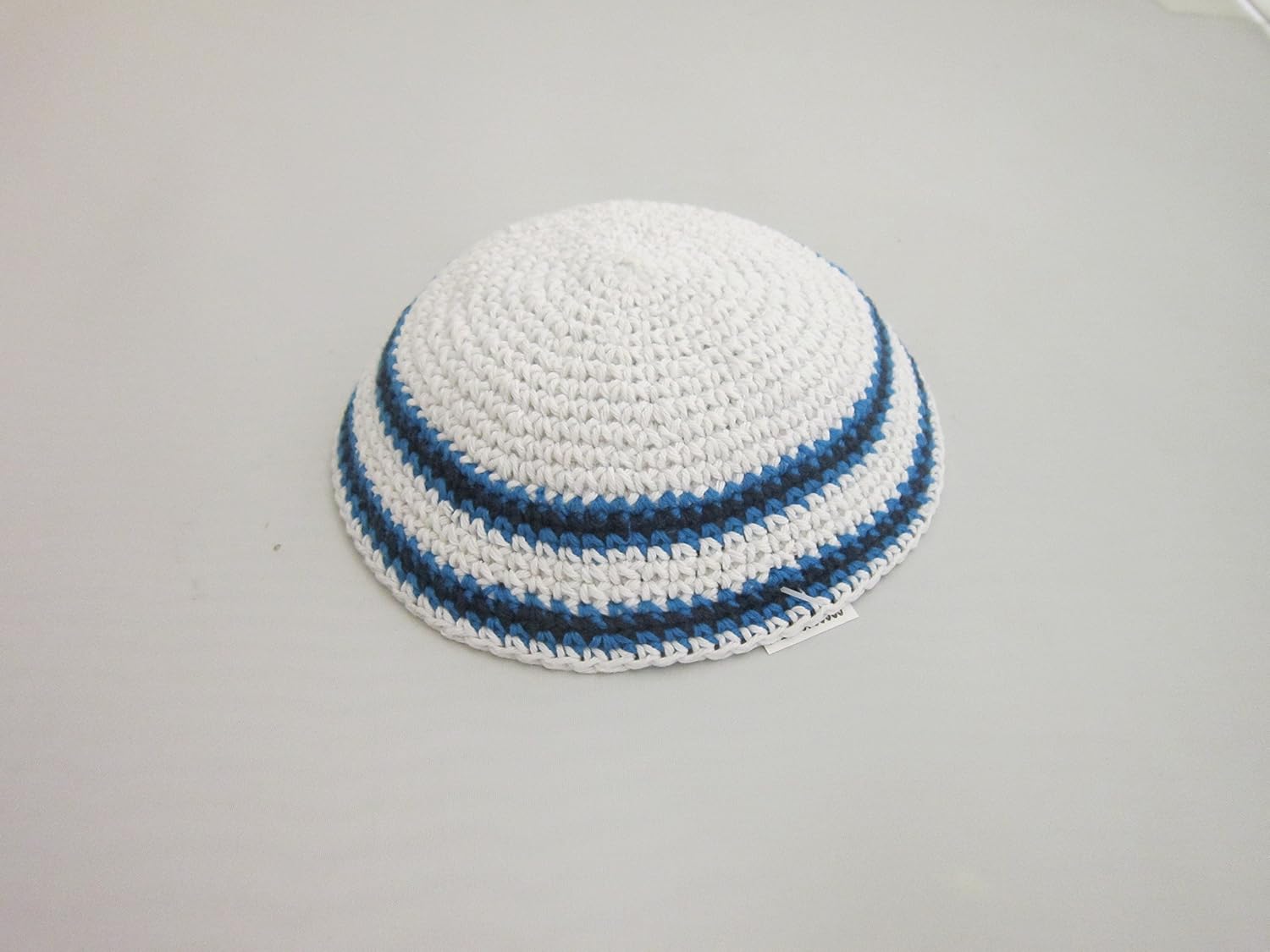 Amazon.com: White 17cm Kippah Chabad Torah Yamaka Yarmulke SkullCap ...
