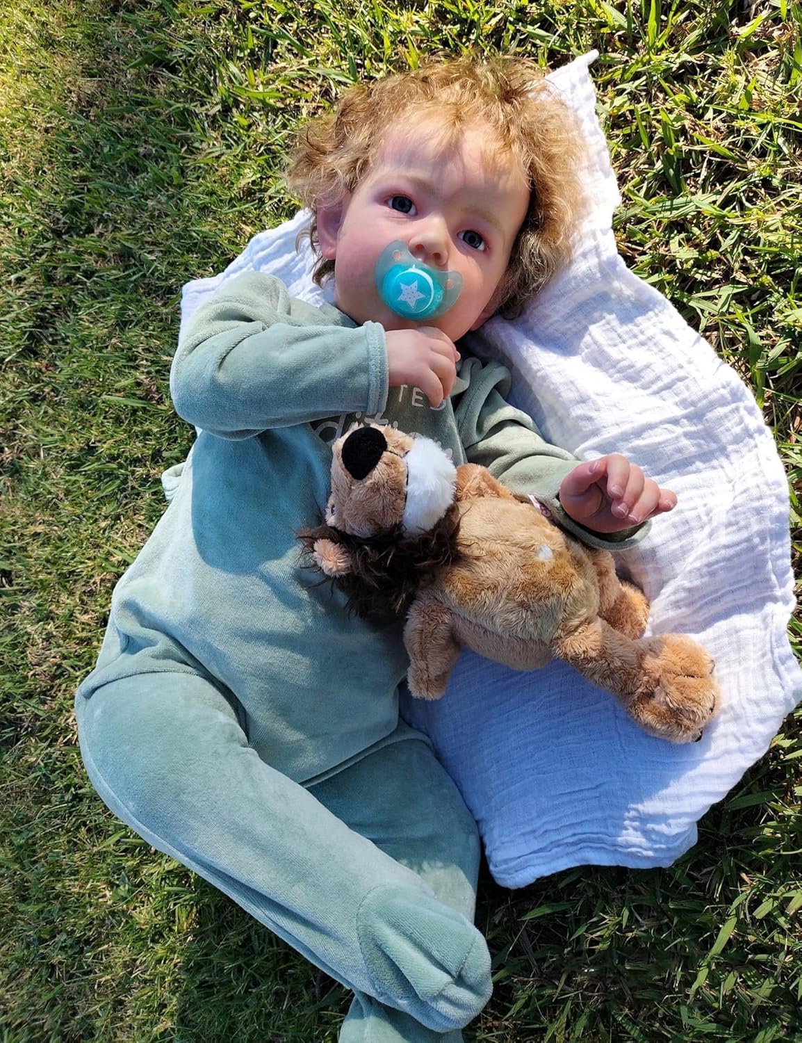 Amazon.com: ROSHUAN Reborn Baby Boy Dolls with Curly Hair 20 inch Full ...