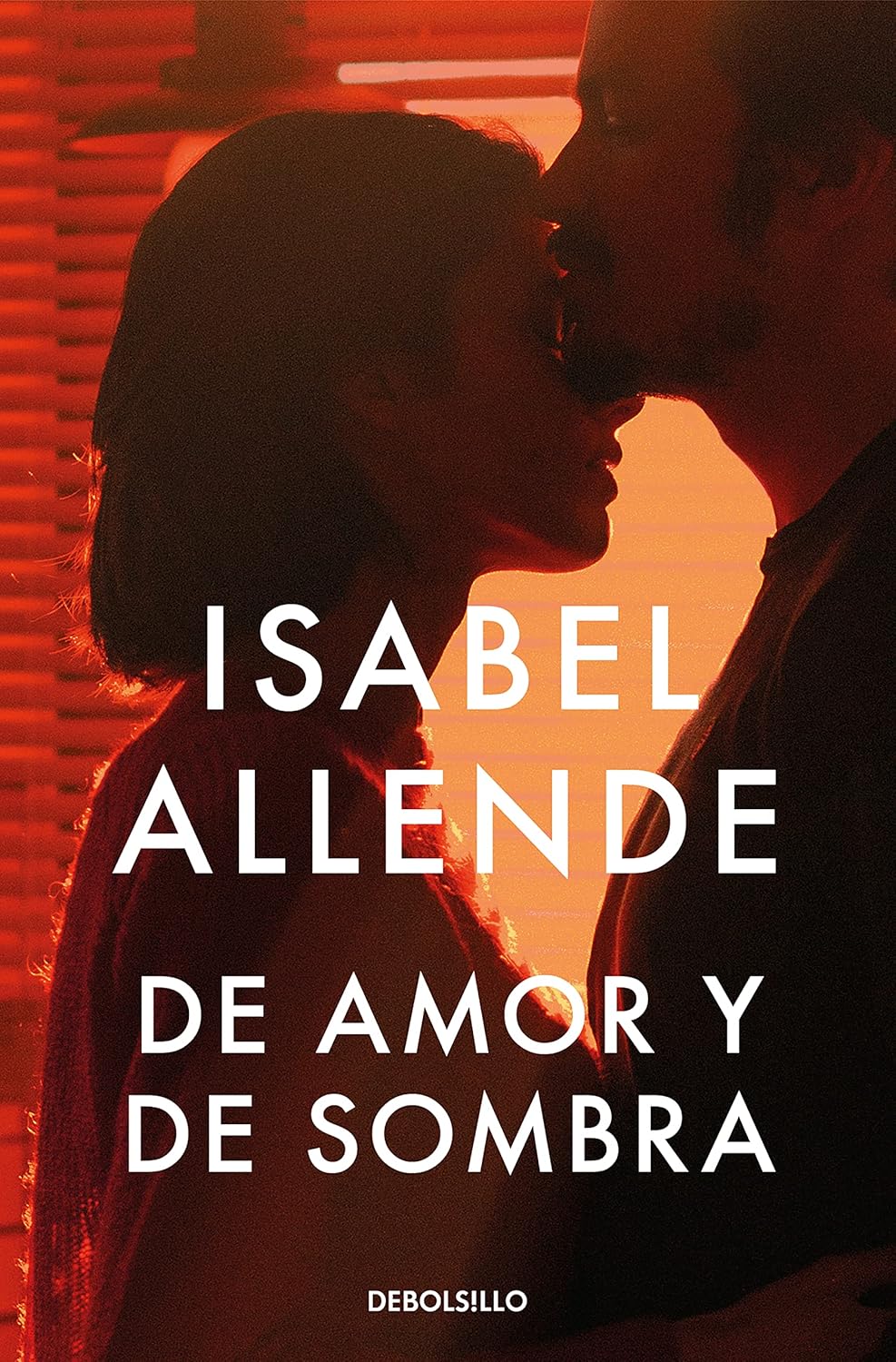 Amazon.com: De amor y de sombra: 9788466360715: Allende, Isabel: Books