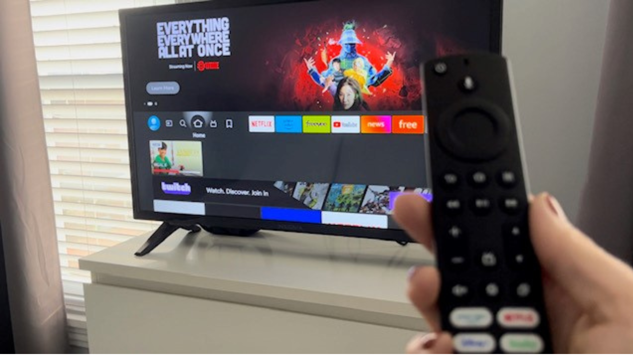 Watch INSIGNIA All-New 32-inch F20 Series Smart HD 720p Fire TV on ...