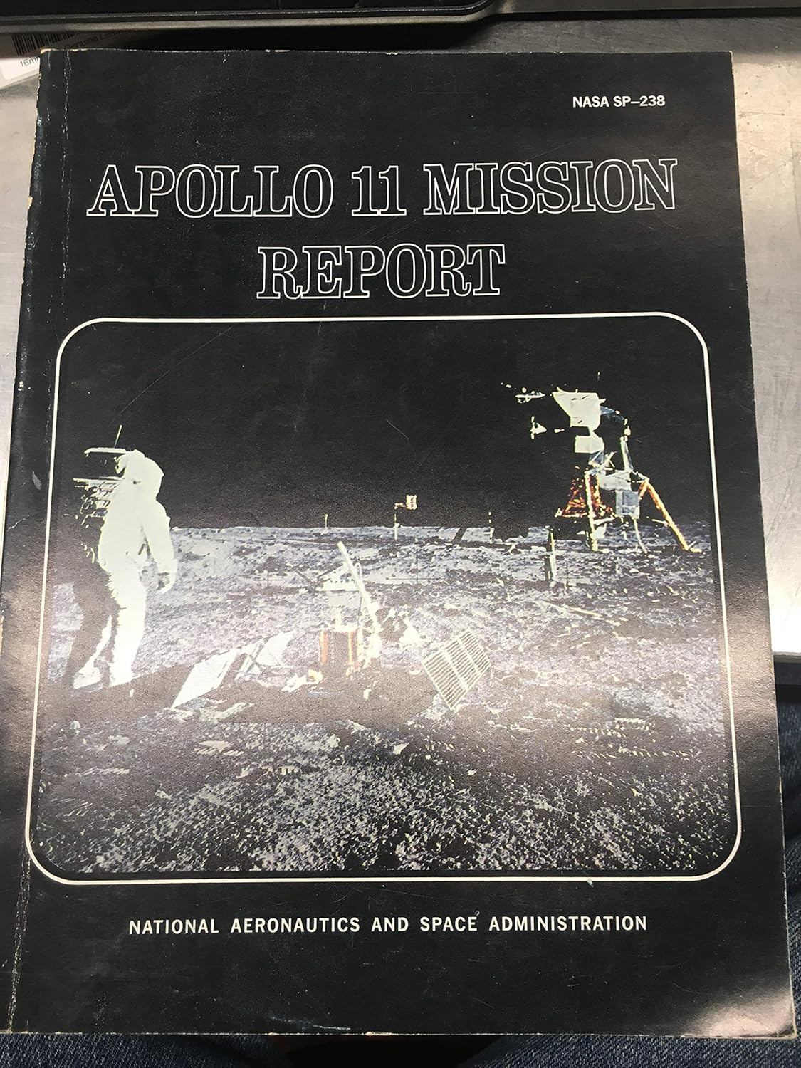 Apollo 11: Mission Report: unknown author: Amazon.com: Books