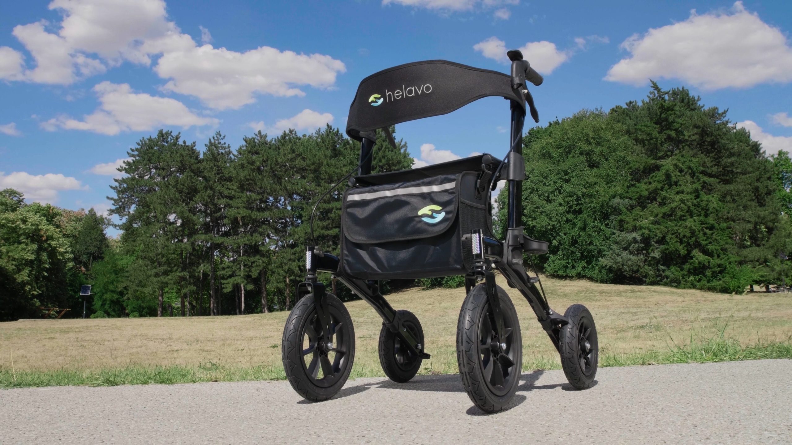 Watch Helavo H1040 - Premium Outdoor Walker on Amazon Live
