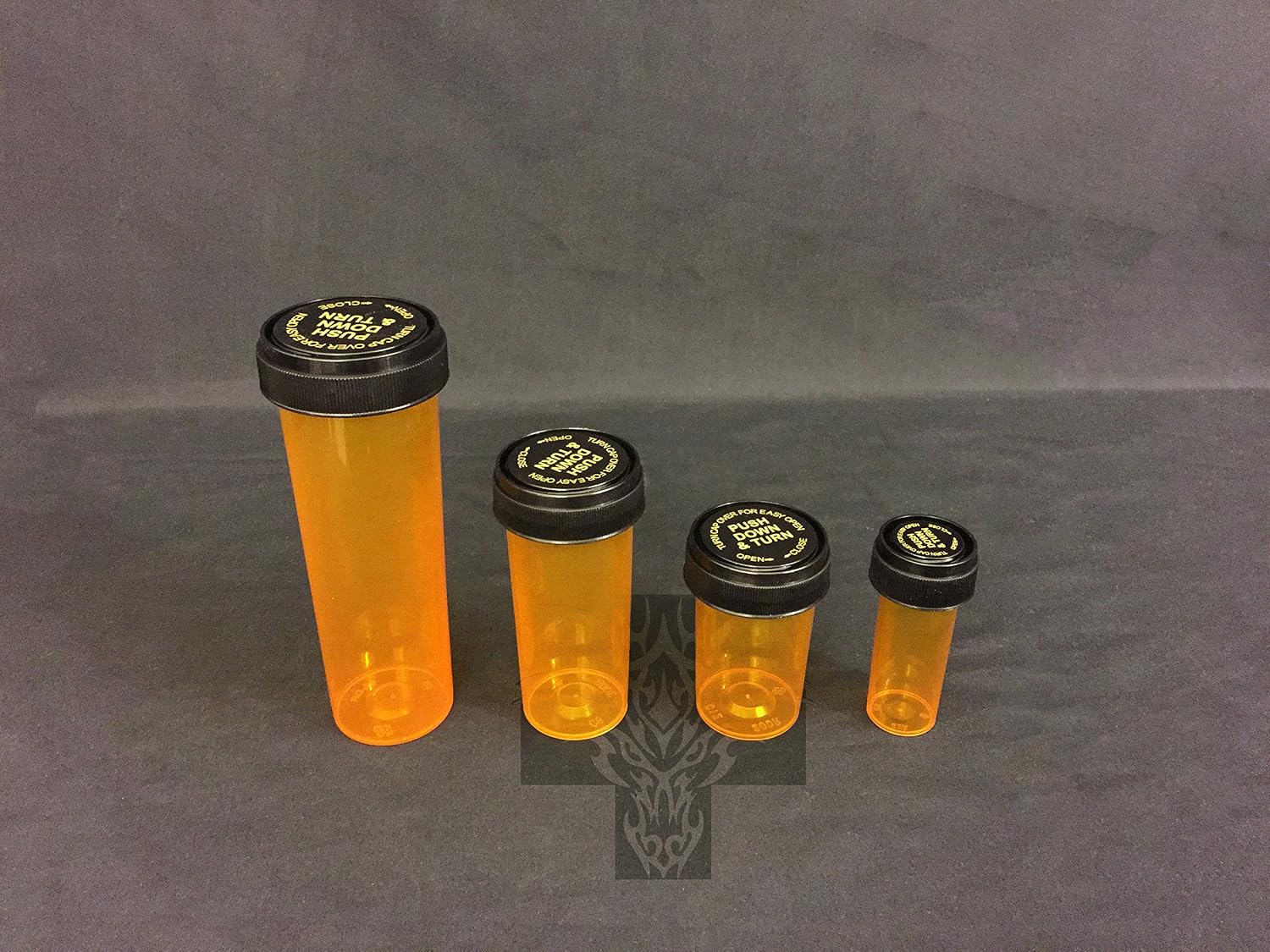 Amazon.com: Dram 4 Pack Reversible Black LID Containers 60, 30, 20, 08 ...