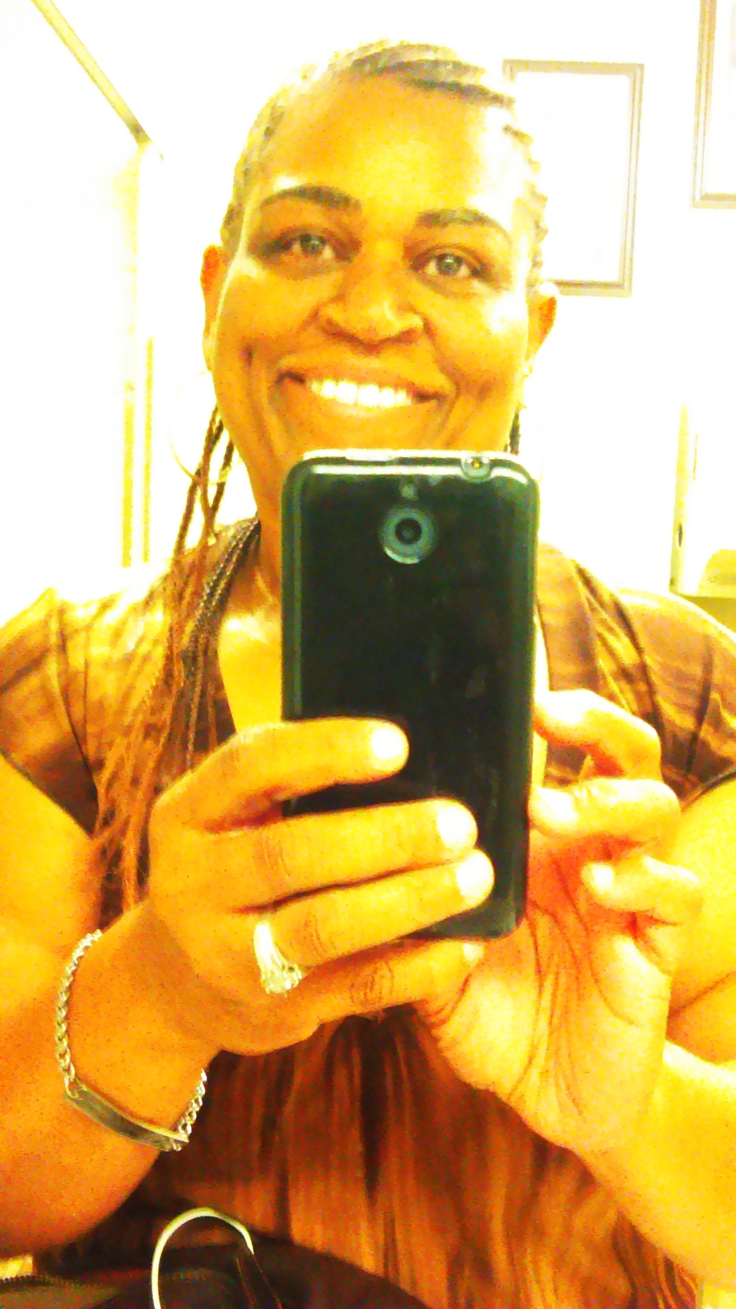 Angela Mackey's Instagram, Twitter & Facebook on IDCrawl