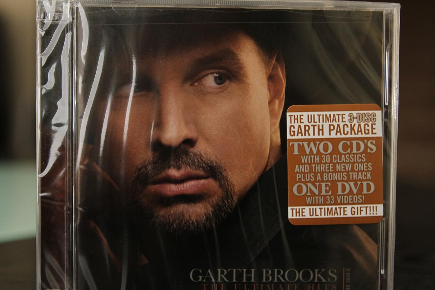 Amazon.com: Garth Brooks Ultimate Hits: CDs & Vinyl