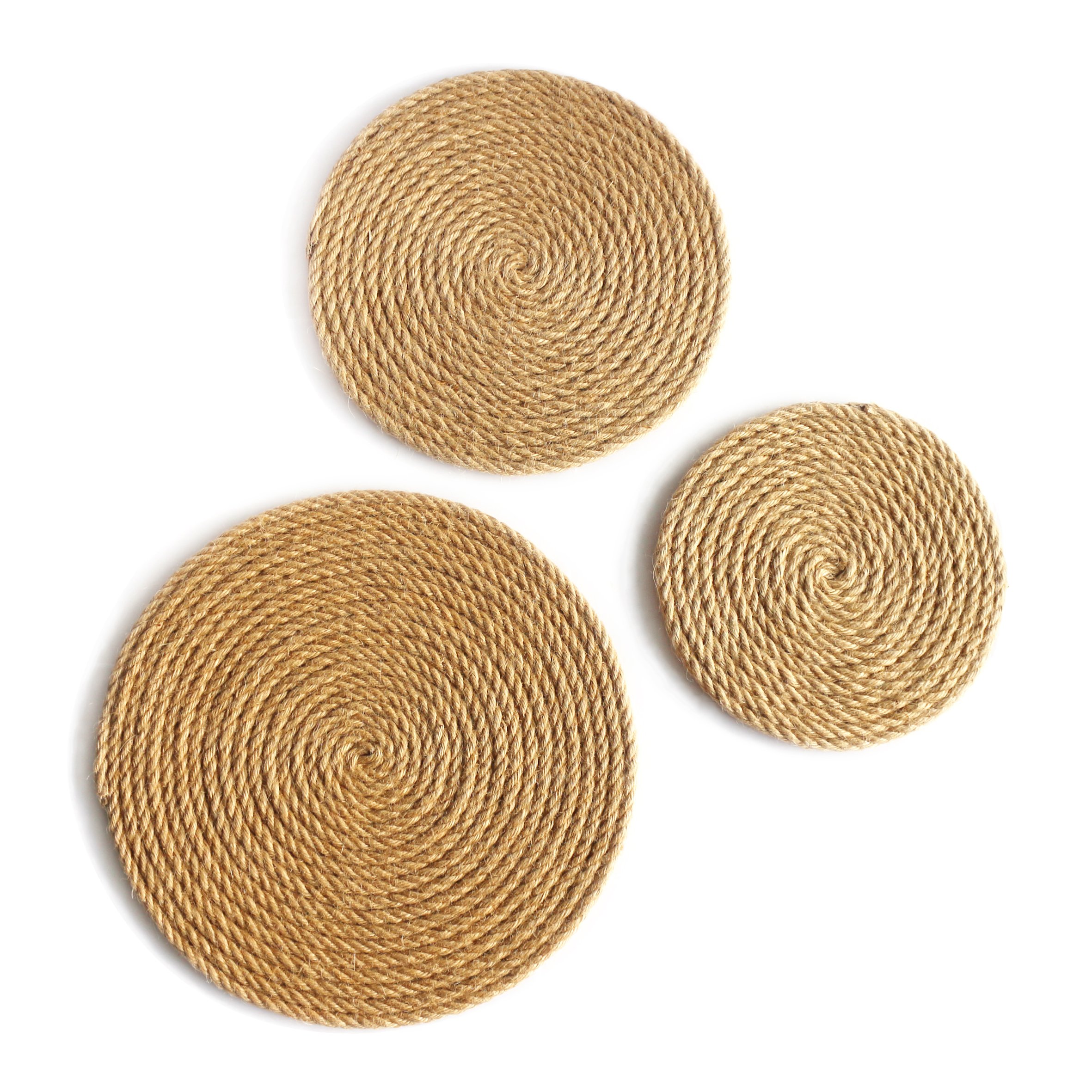 Amazon.com: CVHOMEDECO. Rustic Hemp Rope Round Disc for Wall Hanging ...