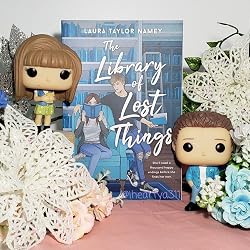 Amazon.com: The Library of Lost Things: 9781335928252: Namey, Laura ...
