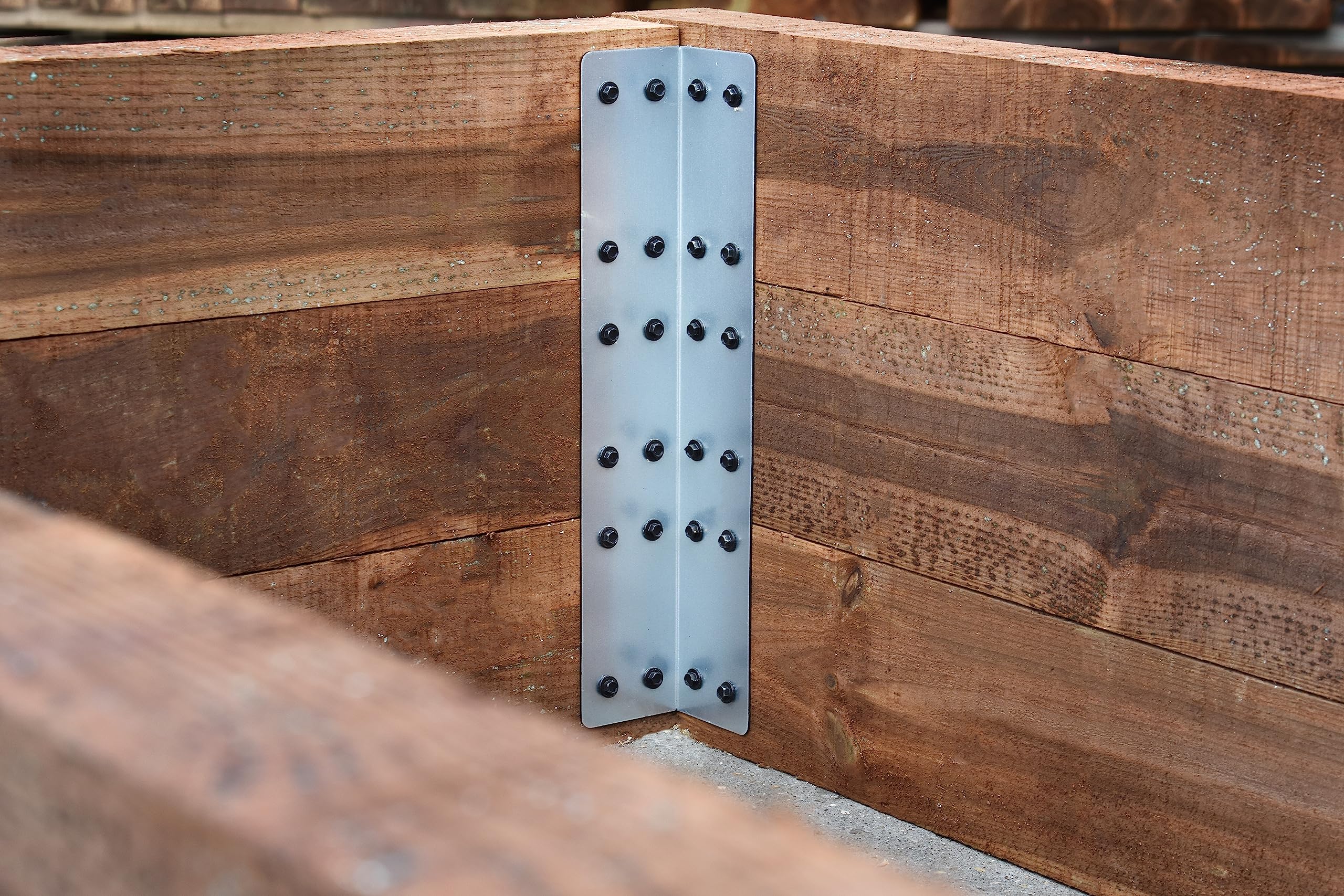 Timber Railway Sleeper Corner Bracket